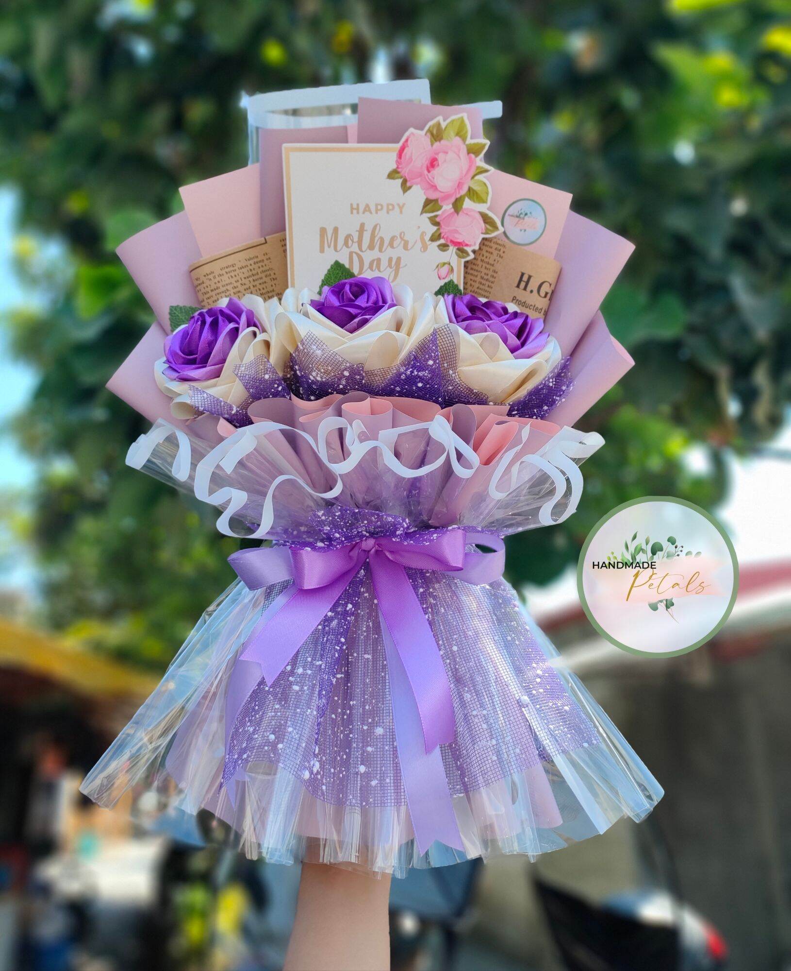 3 Roses Bouquet for BIRTHDAY, GRADUATION , ANNIVERSARY | Lazada