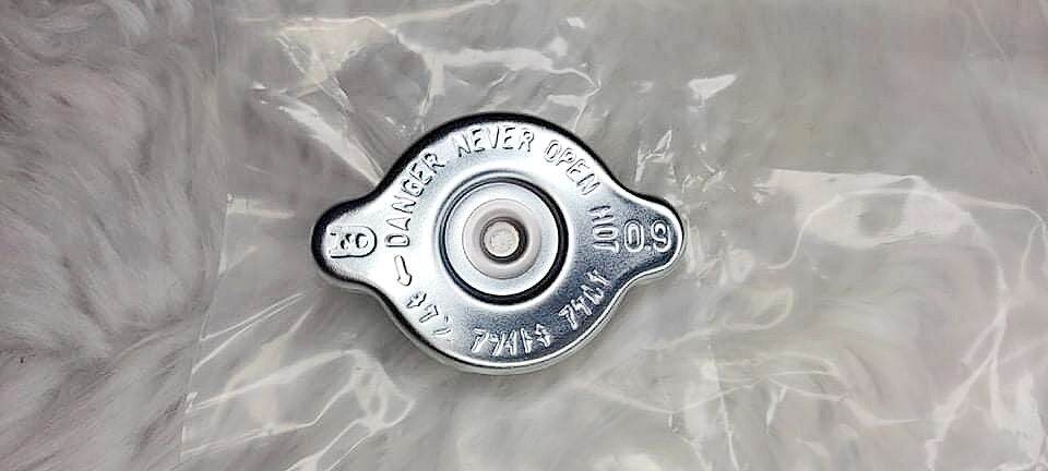 Original Radiator Cap 0.9kg/cm² Wide Lip for Lancer, Adventure, Pajero ...