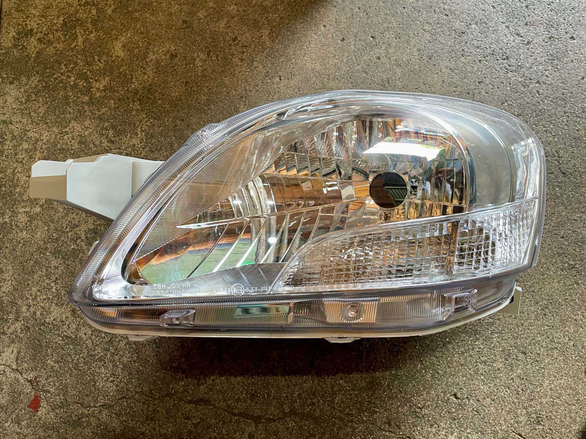 Toyota Vios 2008-2012 (Gen 2) Headlight | Lazada PH