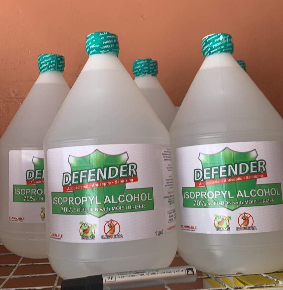 Defender Alcohol 70% Solution with Moisturizer | Lazada PH