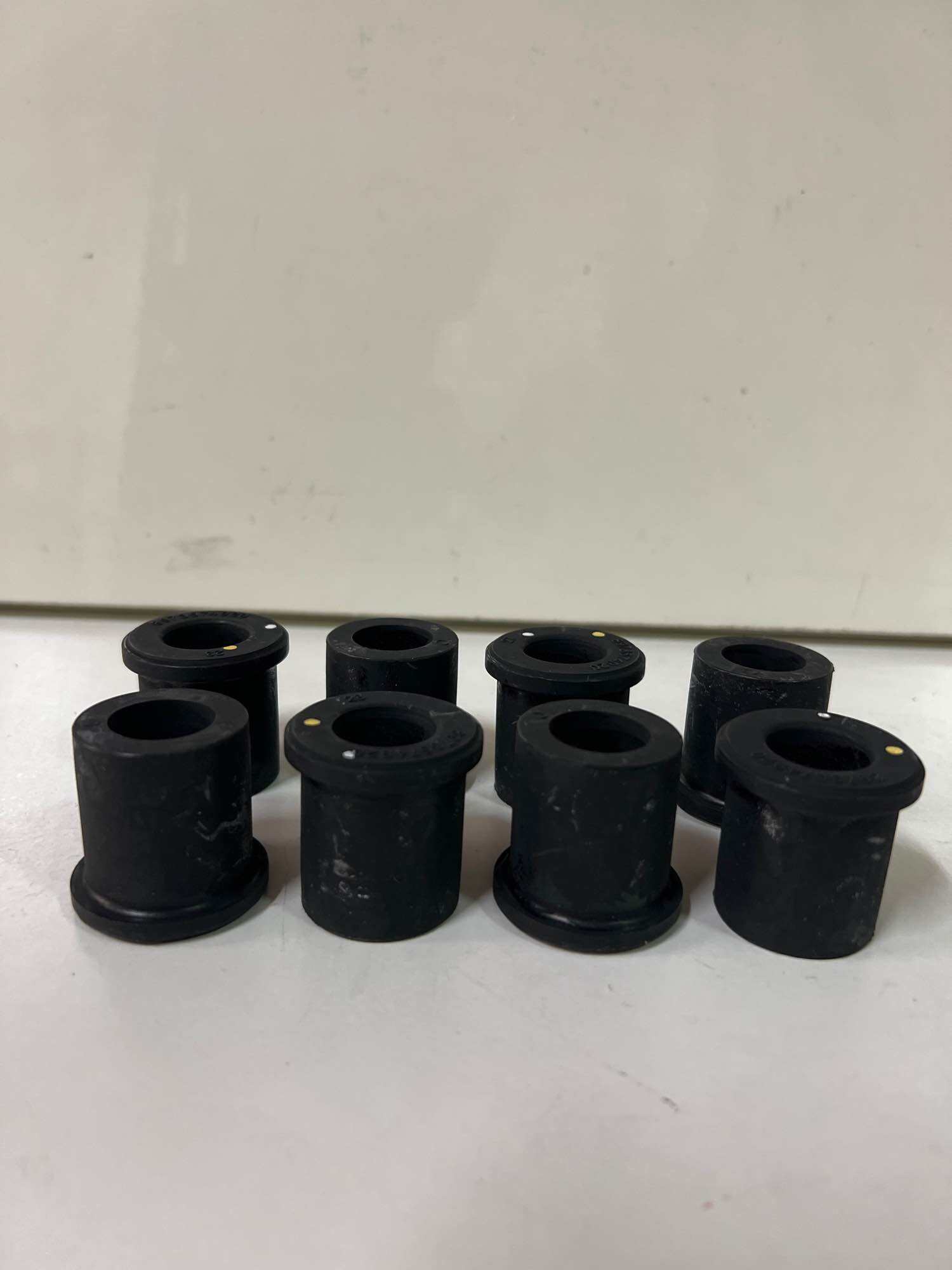 Original Genuine Isuzu Rear Leaf Spring Shackle Bushing for Isuzu ...