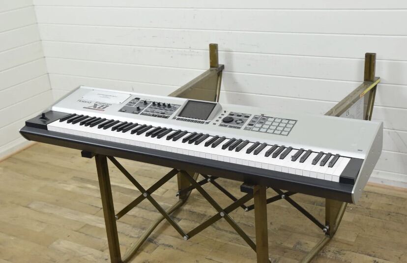 Roland Fantom X8 88-Key Workstation Keyboard (church owned) CGOOHLC ...