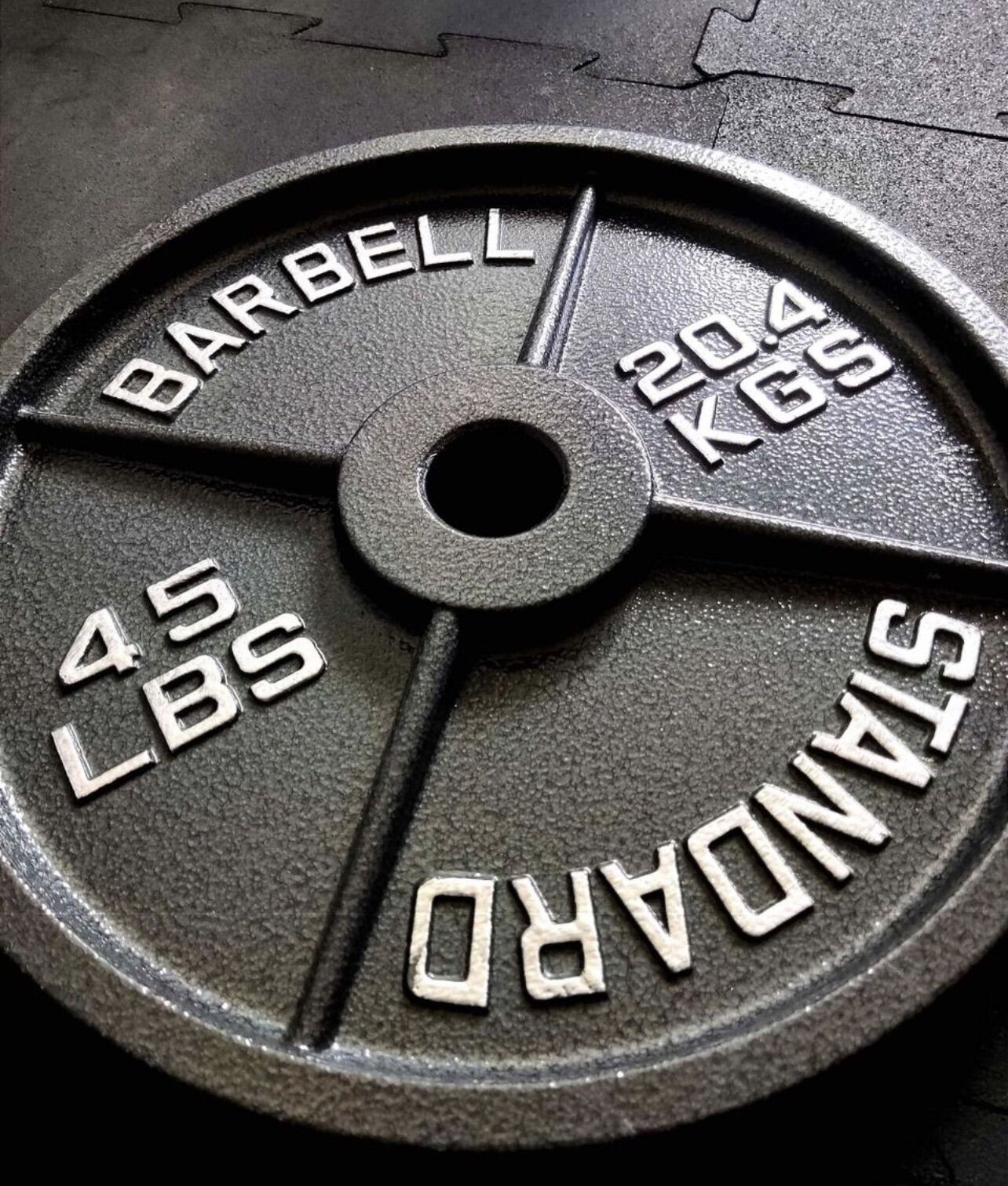 Barbell Strength Olympic Plates sold by Pairs (2) | Lazada PH