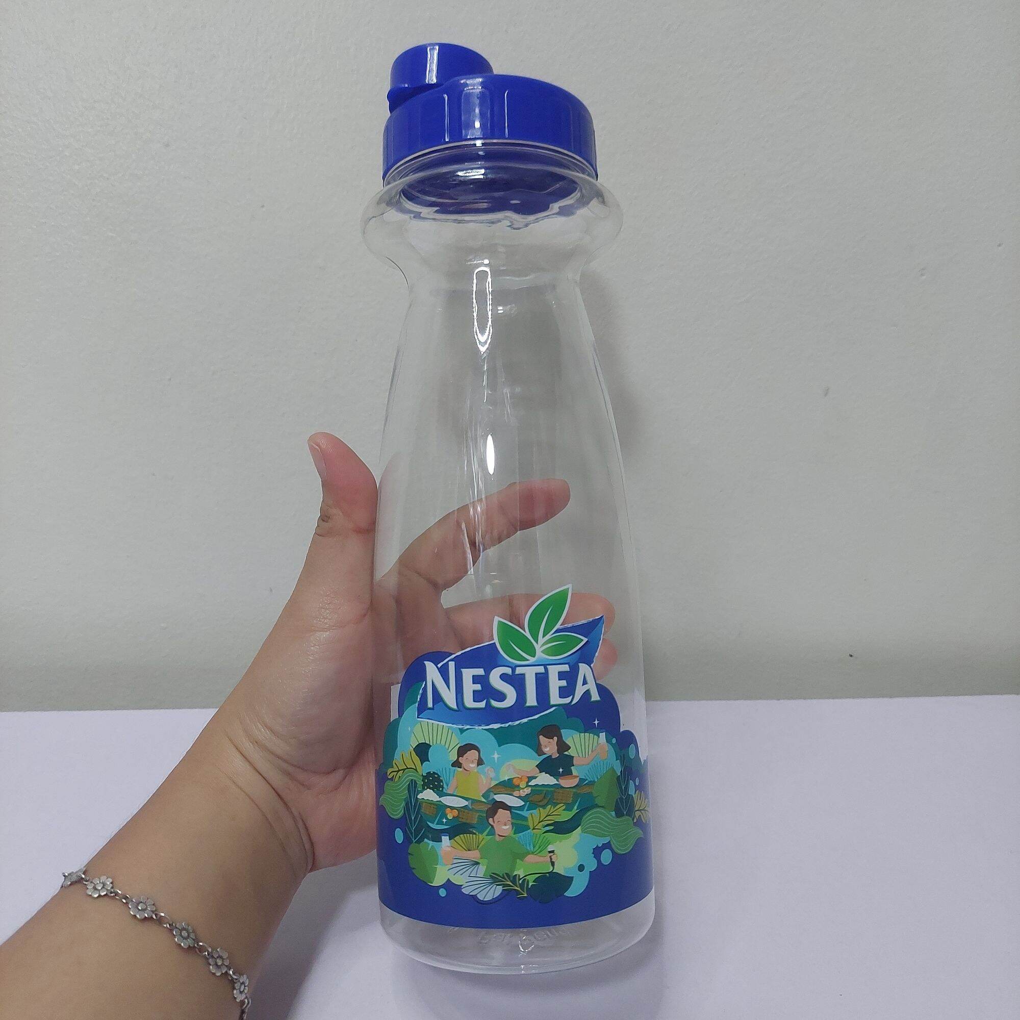 Pitcher [Nestea Collectible Pitcher] 1 liter Transparent Plastic Bottle ...