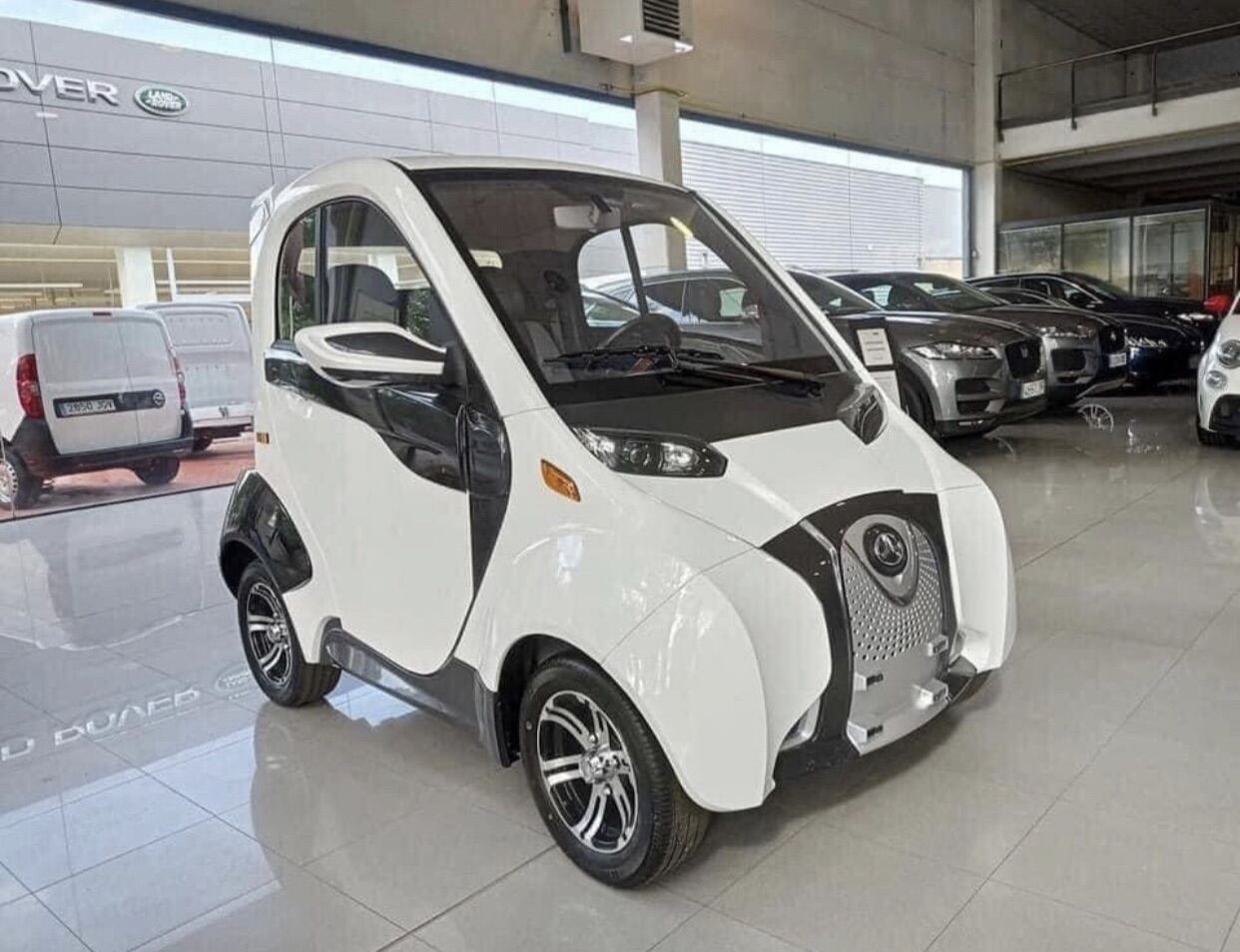 New Toyota C+ Pod Solar Mini Car For Adult
