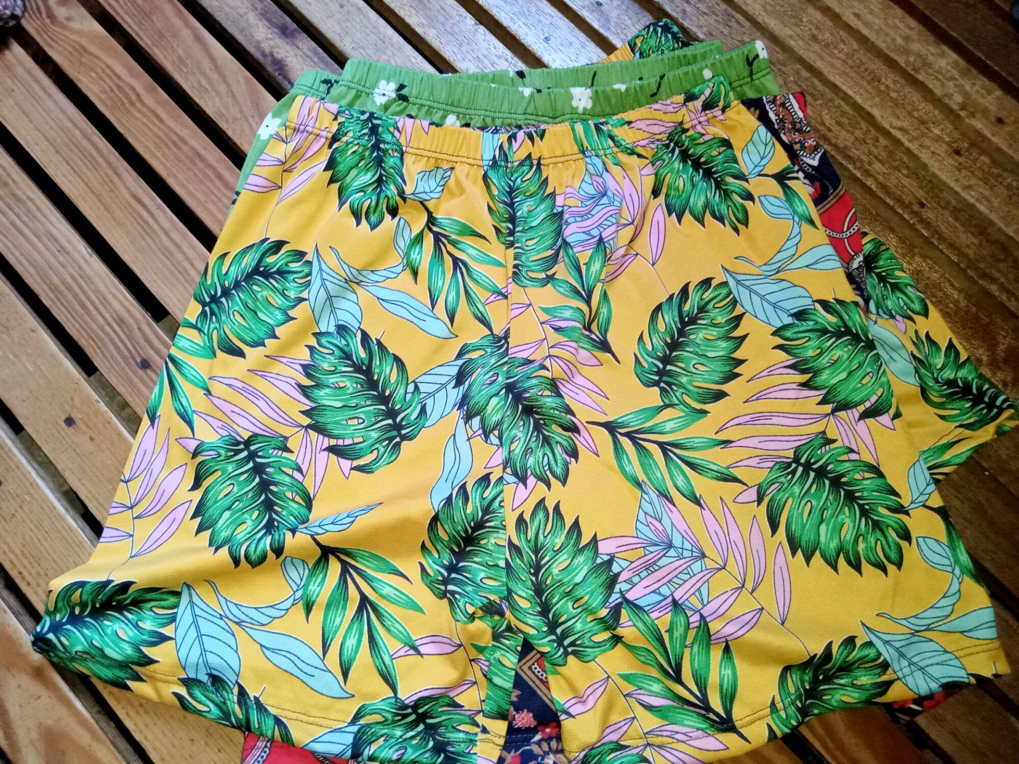 Pang bahay Short 6PCS for only 190 puwedeng Pang bata to teeneger ...