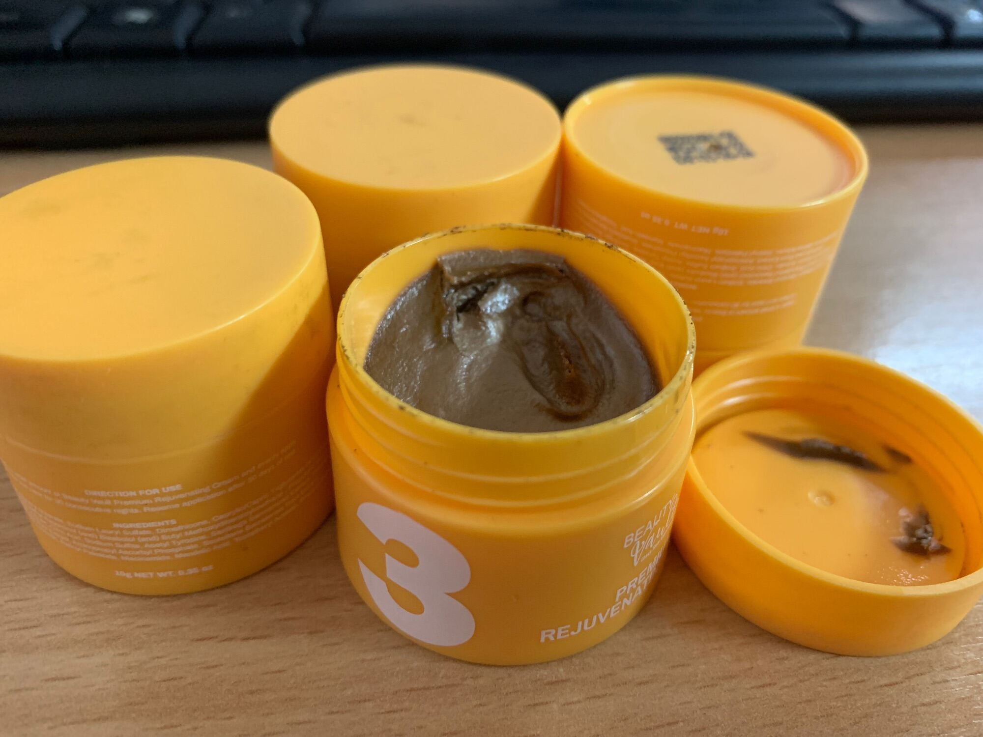 Beauty Vault rejuvenating cream Color discoloration | Lazada PH