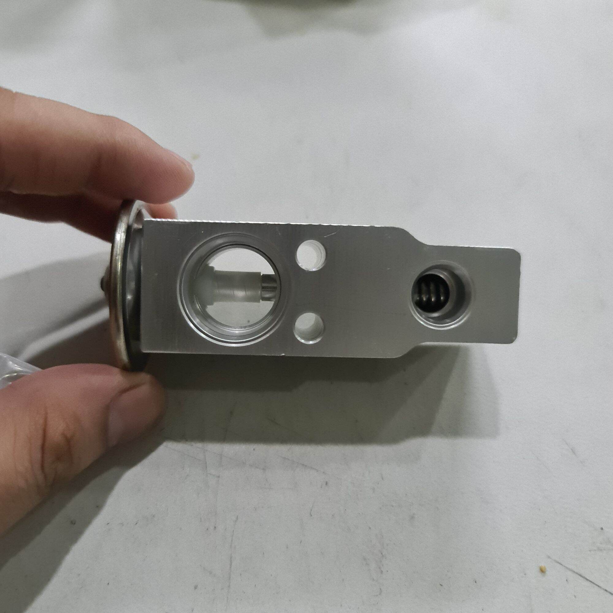 Toyota Innova Rear Expansion Valve (Block Valve). 1610 Expansion Valve ...