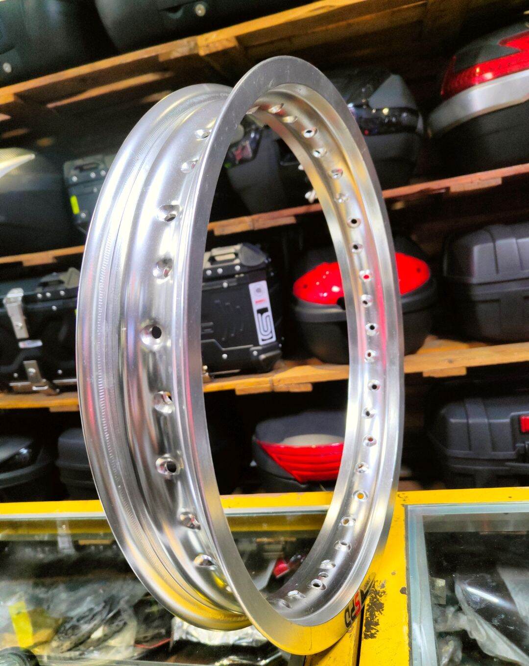 Rims 1.85-18 silver (SPD) | Lazada PH