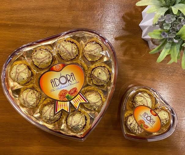 Adora Chocolate in Heart packaging | Lazada PH