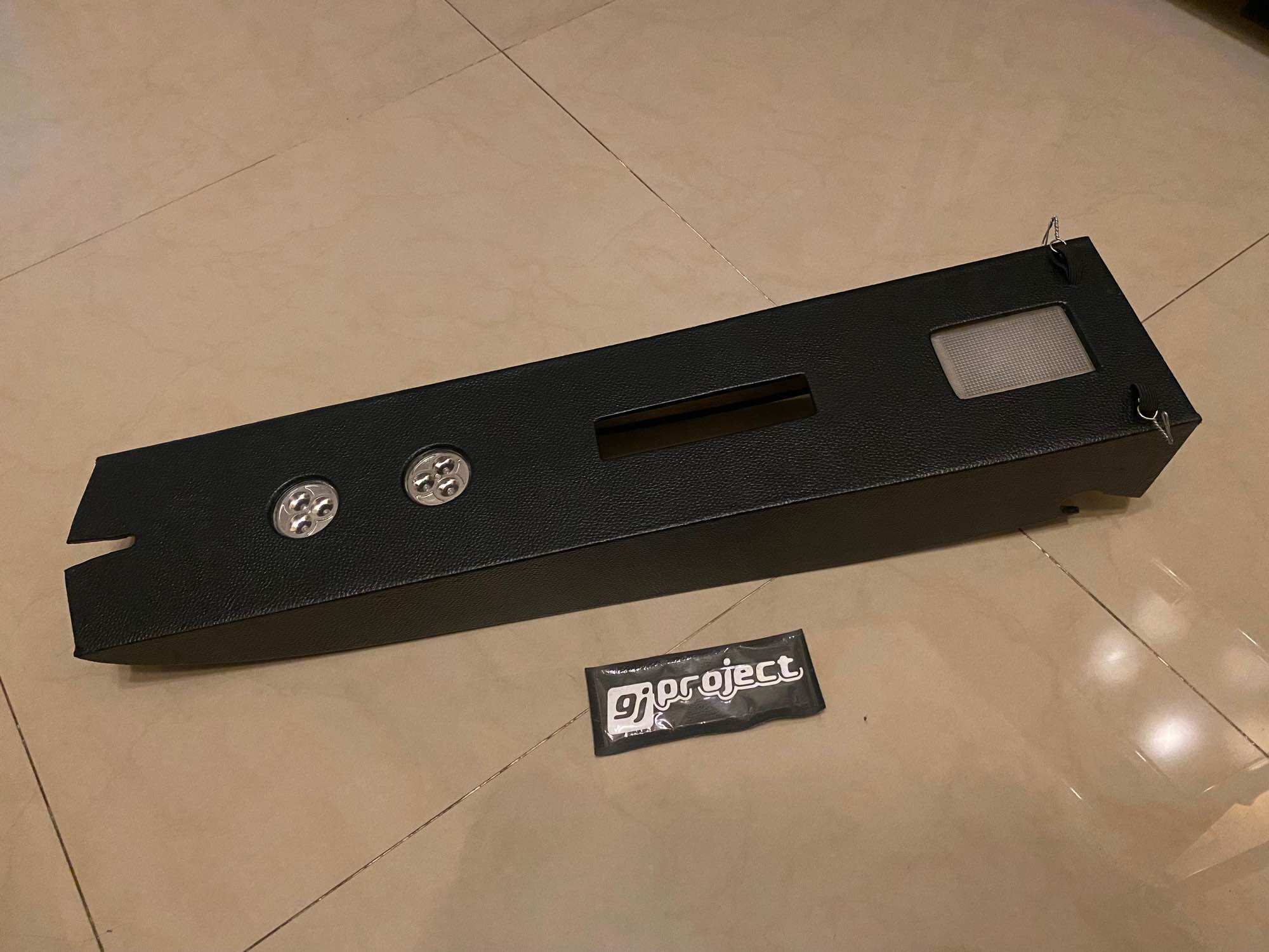 Toyota Revo Roof Console | Lazada PH