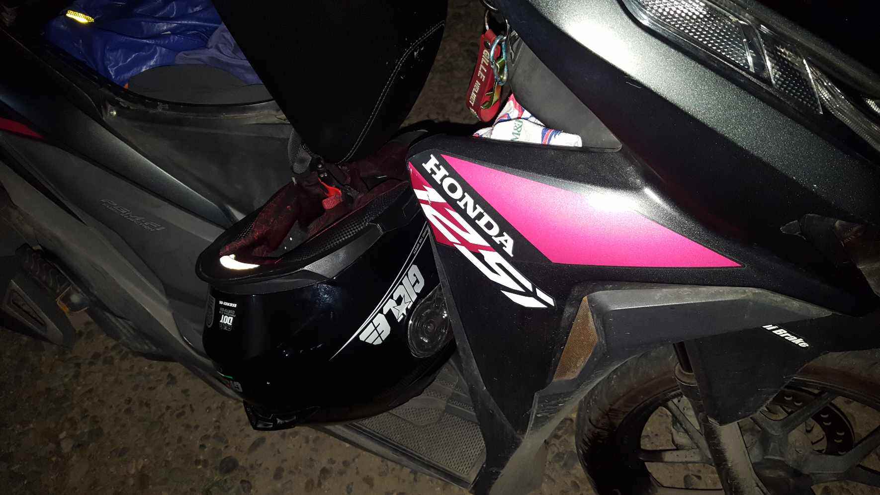 Honda Click 125i Anti-Theft Helmet. Hook Stainless Pairs