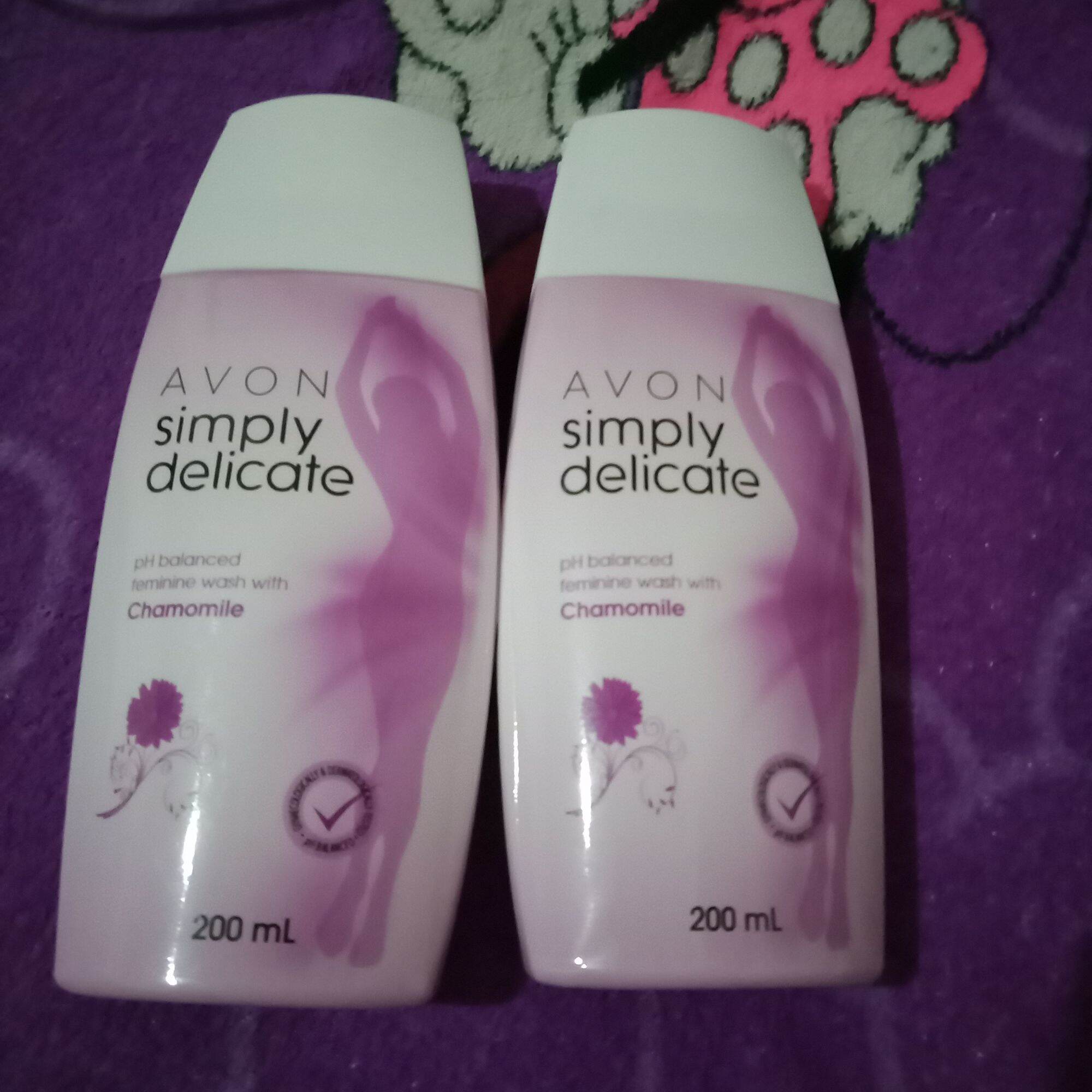 AVON Simply DELICATE oh balances feminine wash with CHAMOMILE 200ml reg ...