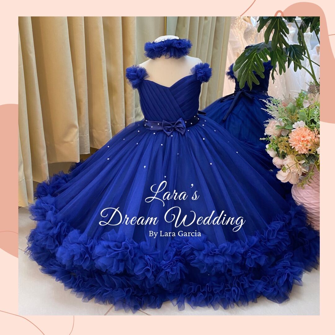 FLITTED RAFFLES GOWN/ BIRTHDAY/ ABAY/ PICTORIAL GOWNS FOR THE BABY ...