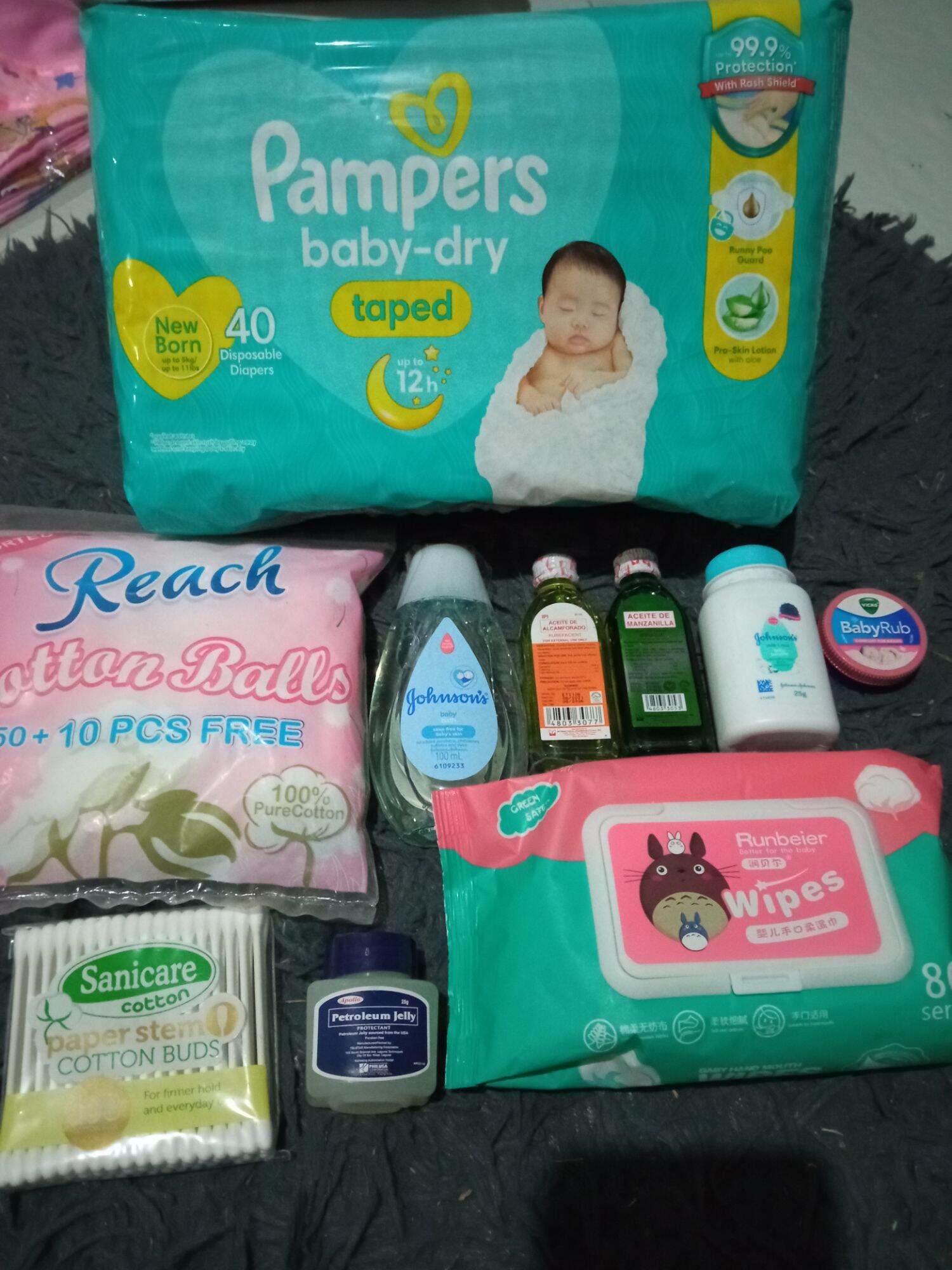 Pampers newborn basic needs package D | Lazada PH