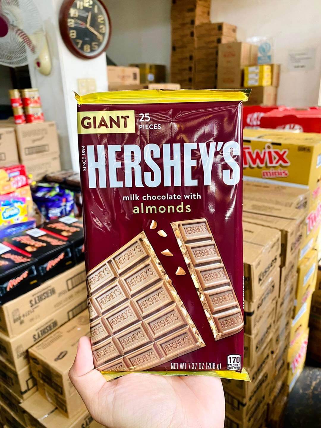 hersheys giant milk chocolate / special dark chocolate / milk chocolate ...