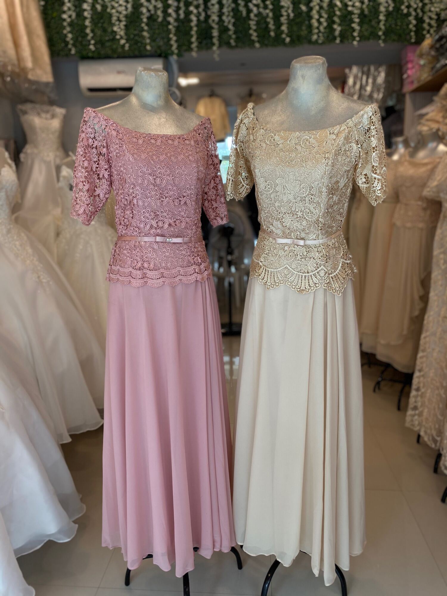 3/4 sleeves Mother of the Bride Gown/ Sponsor Lace Top | Lazada PH