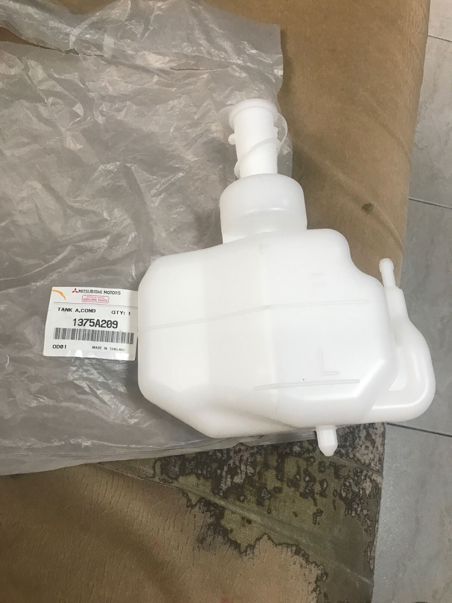 Mitsubishi Mirage Coolant Tank (reservoir) G4/HB | Lazada PH