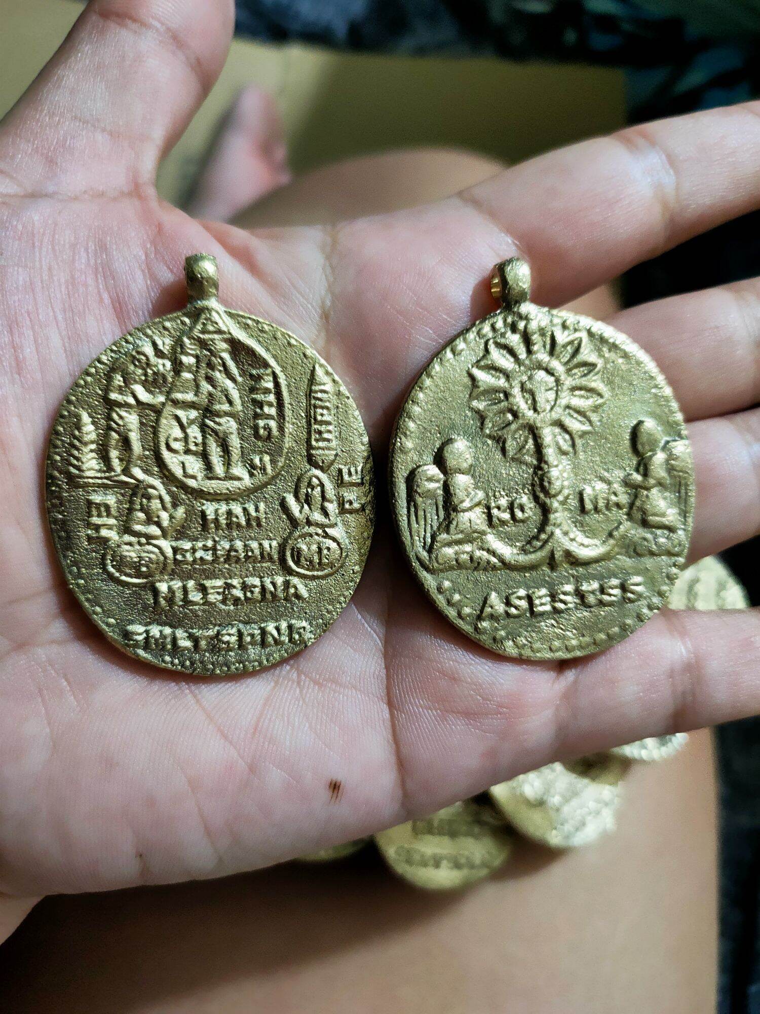 Infinito / Santissima Medalyon with Oracion | Lazada PH