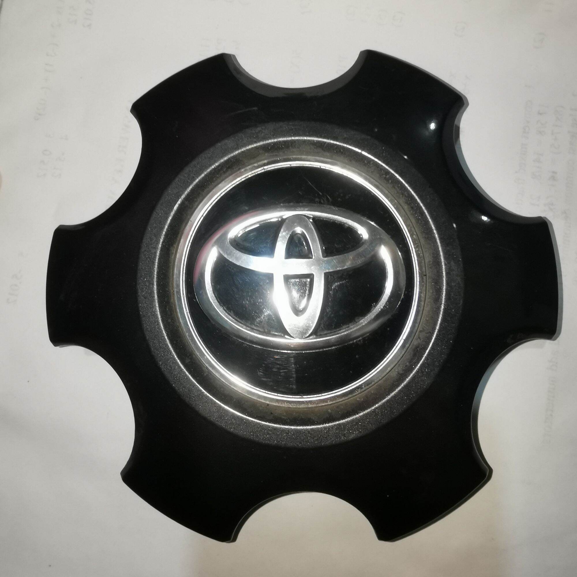 Toyota Fortuner LTD or Hilux Conquest 2020 to 2023 Center Cap 1 piece ...