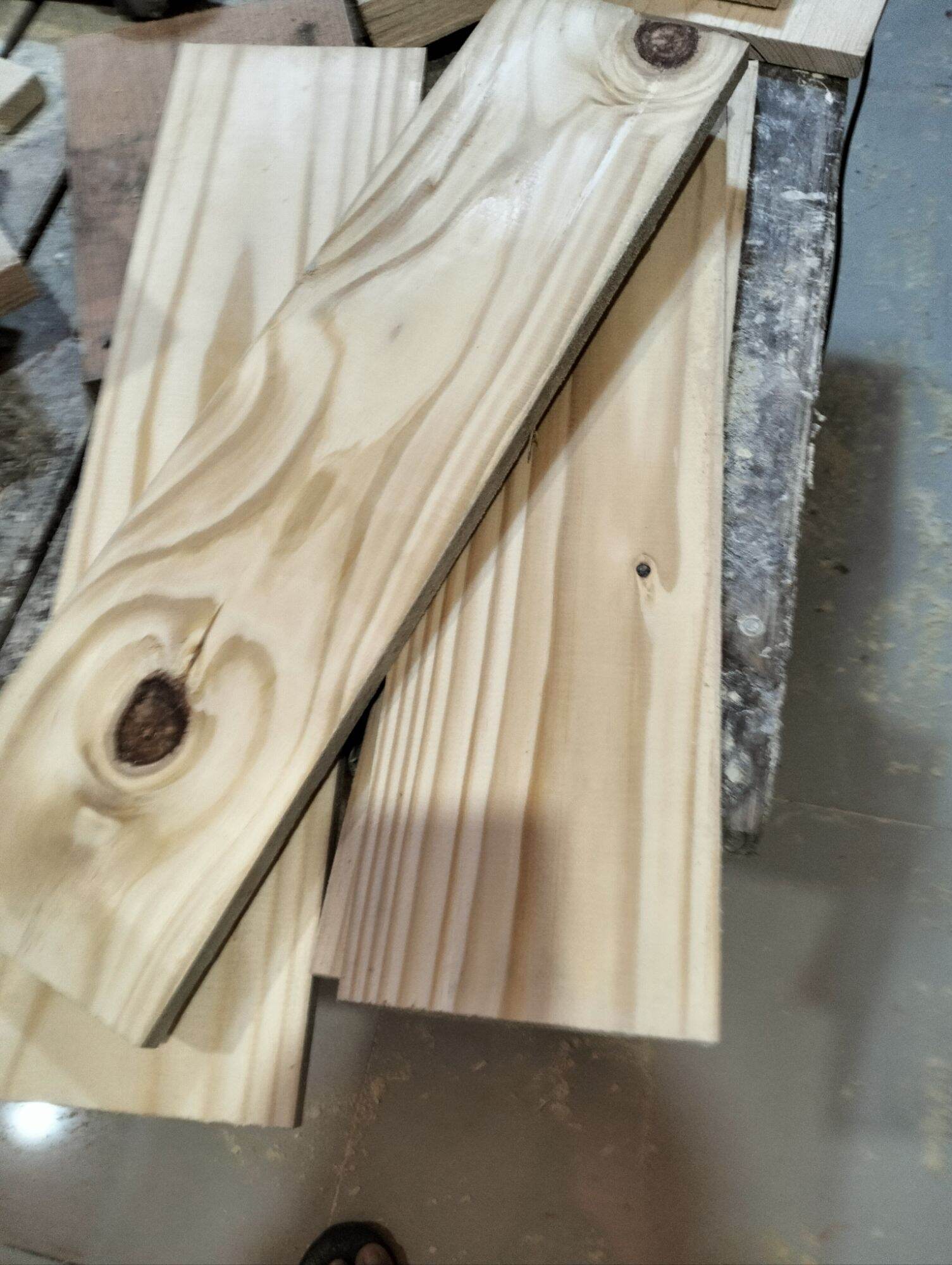 Wood planks..40 cm by 15 cm.. smooth on all sides.. | Lazada PH