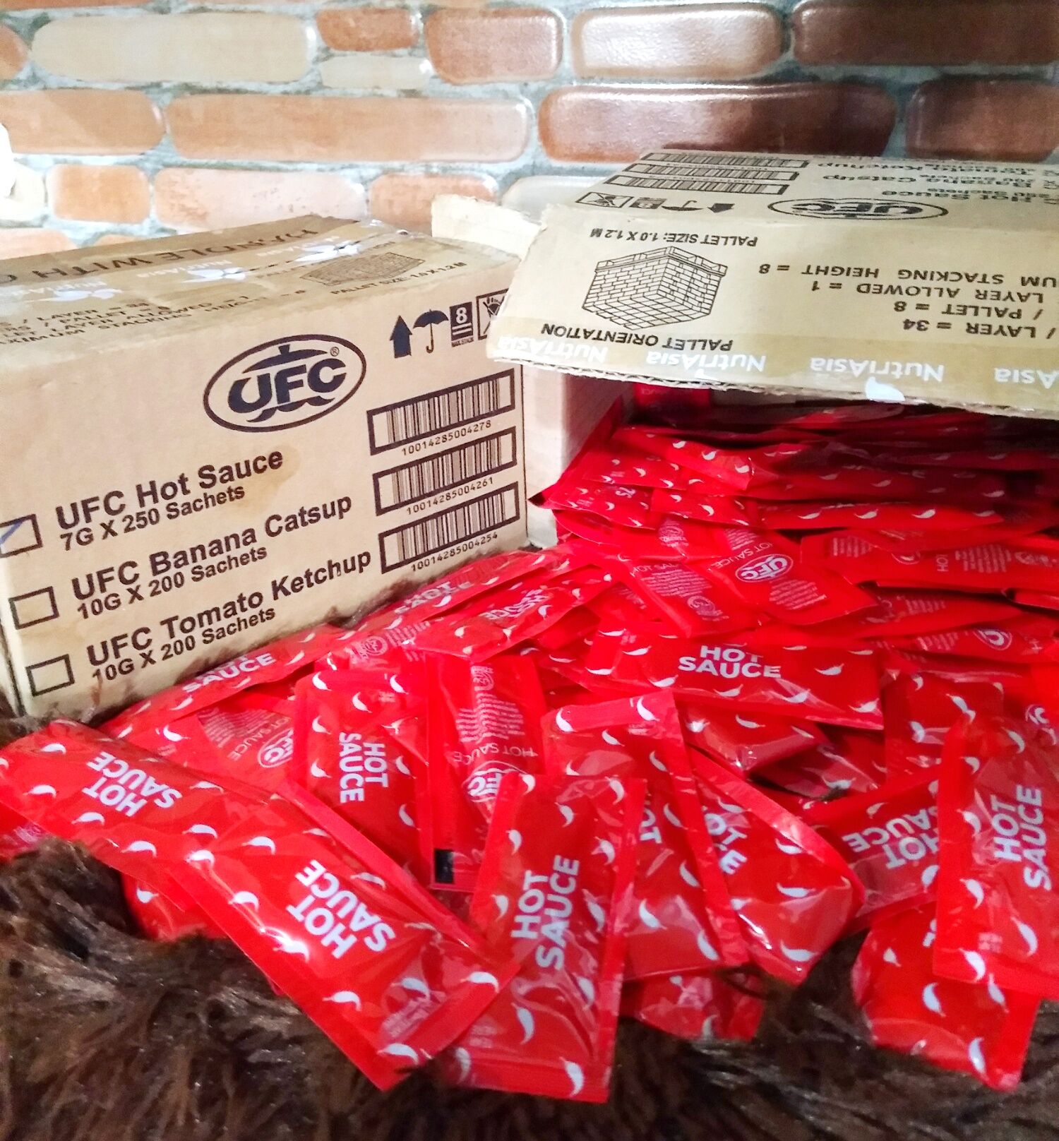 Hotsauce Sachets UFC 7gms x 250pcs - 1box | Lazada PH