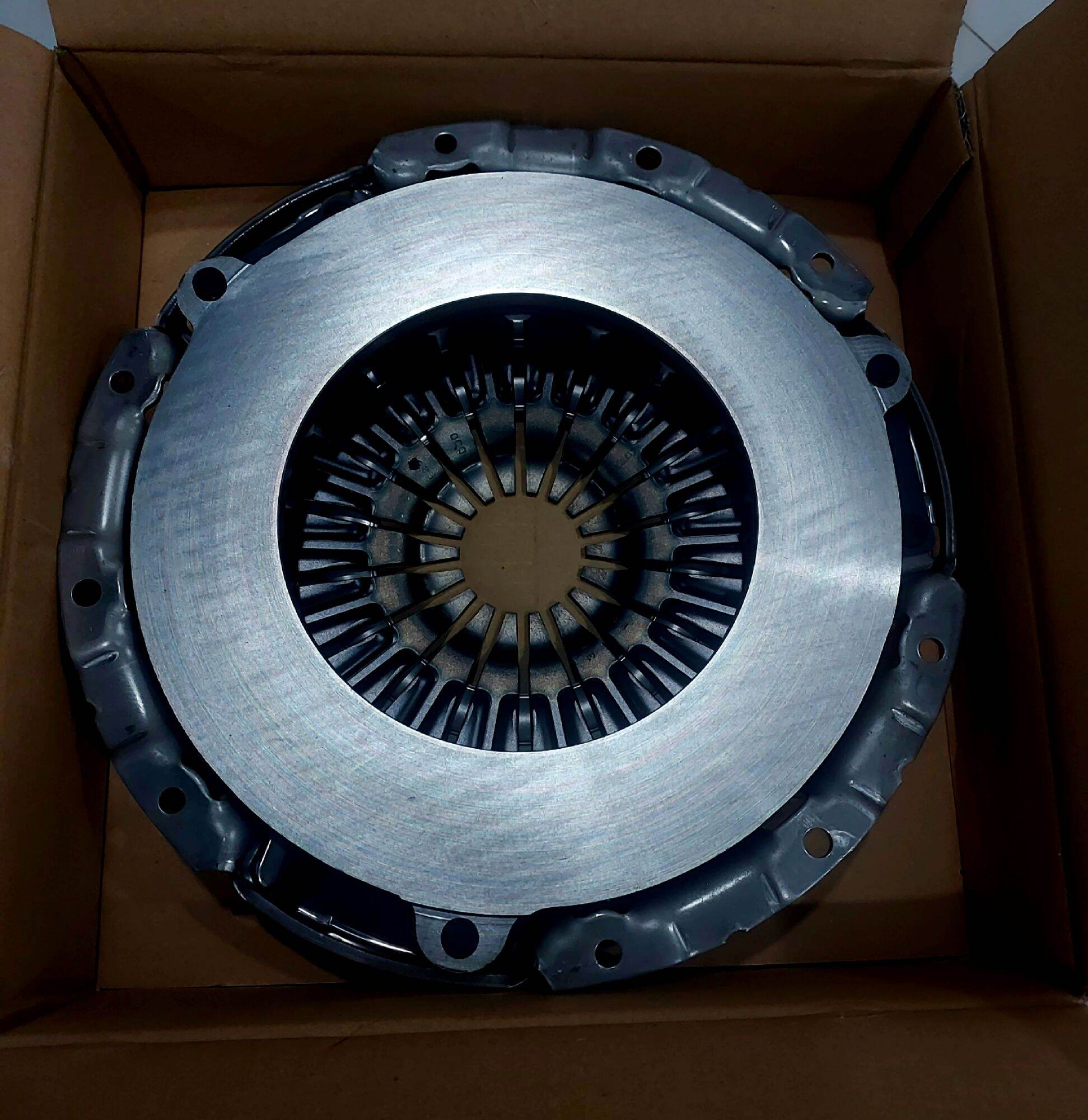 TYC-655 CLUTCH COVER TOYOTA HILUX 2.4L 4X2, 1GD-FTV, 2GD-FTV 10-7/8 ...