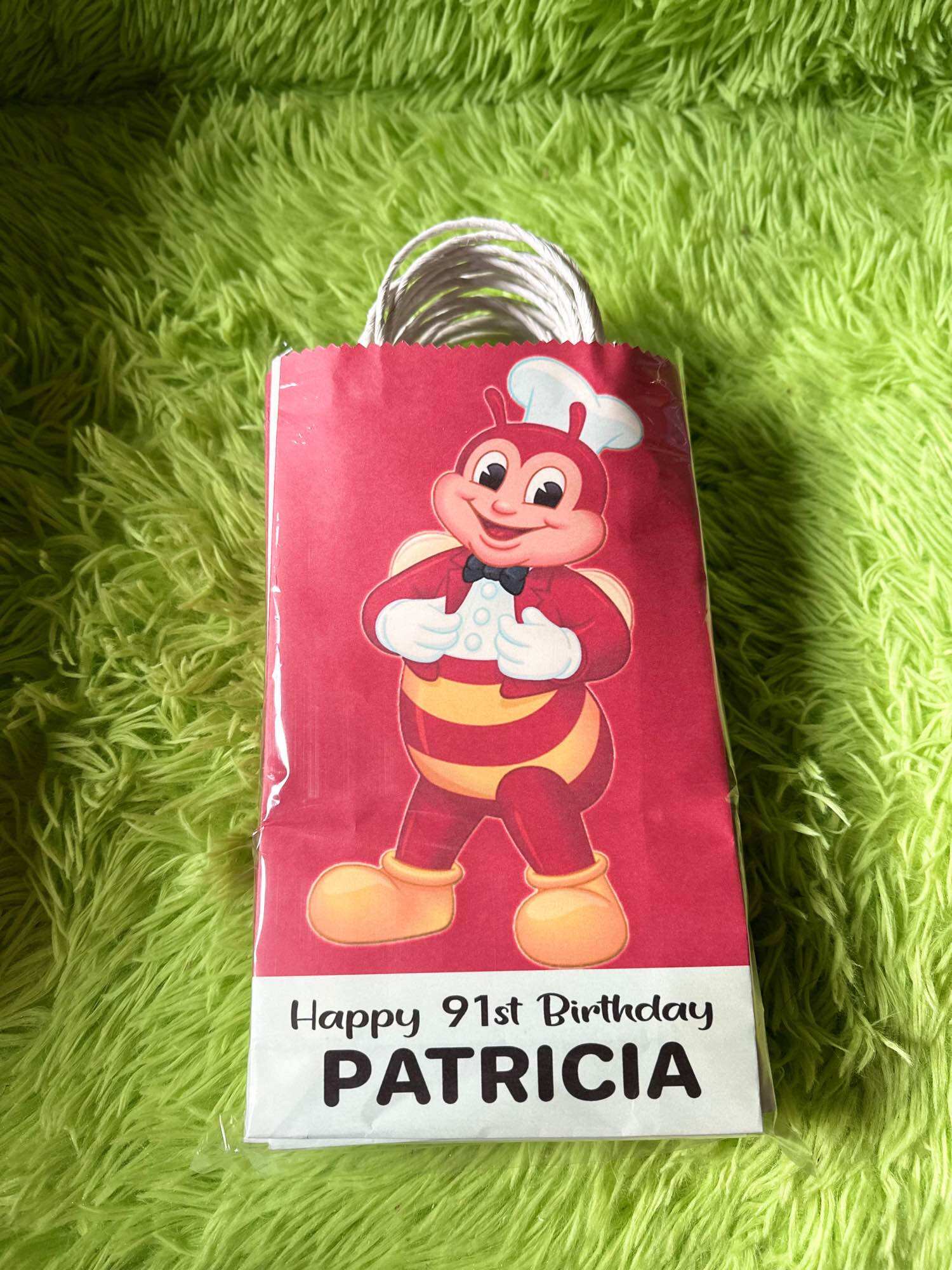 Jollibee Design 1 free Customize Lootbag/Paperbag sold per 10pcs ...