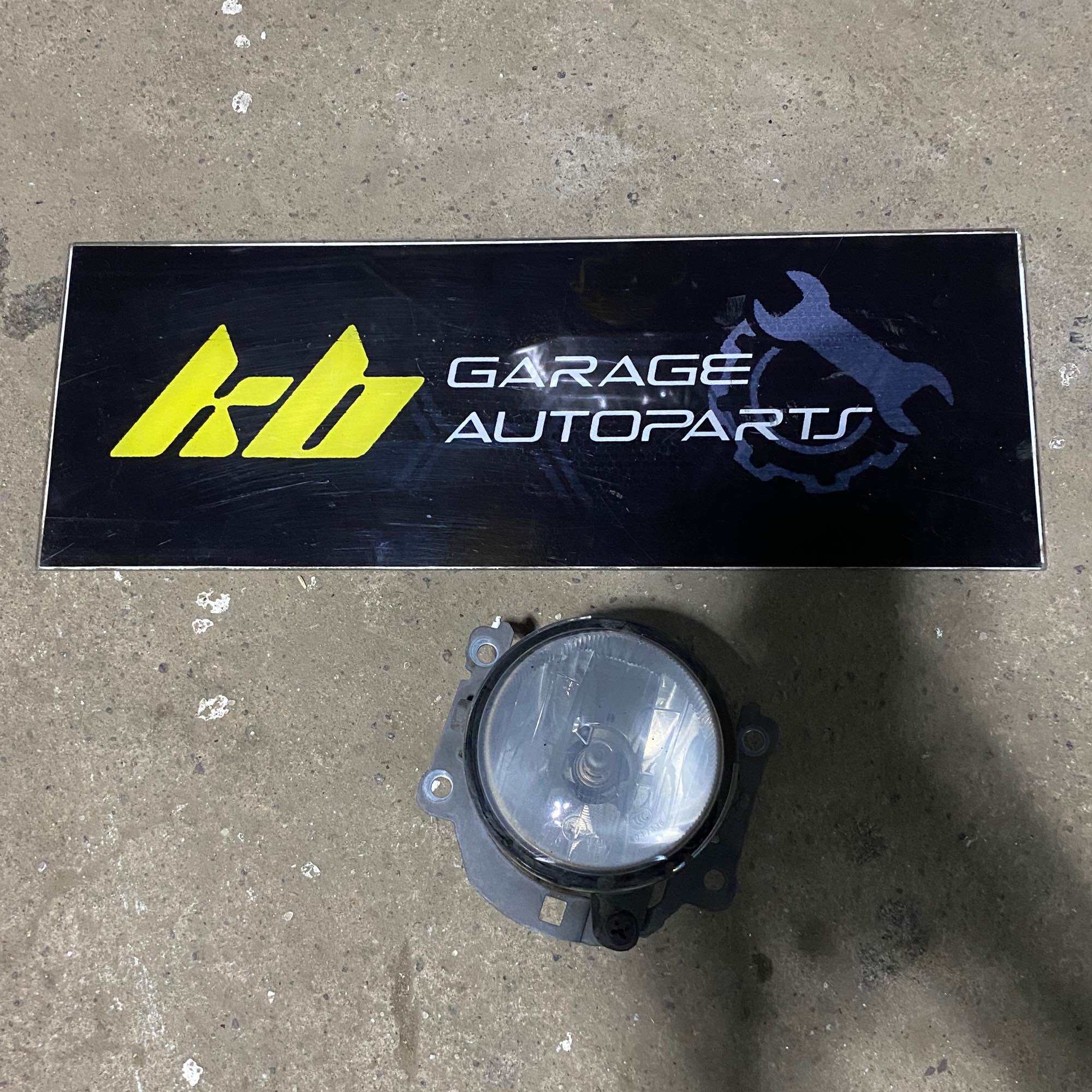 Genuine Mitsubishi Montero/ Strada (2014) Foglamp | Lazada PH