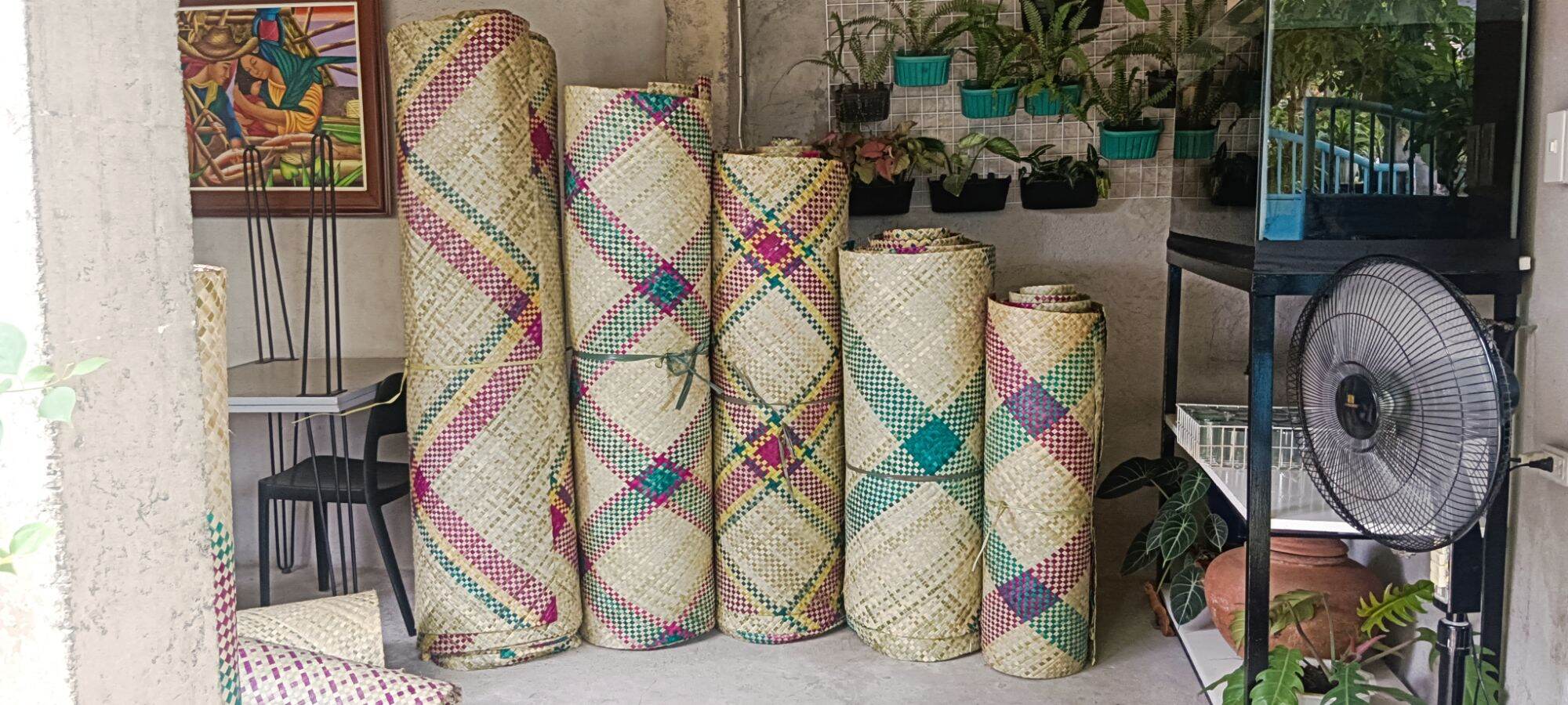 Native Banig, Mattress from Bicol made from pandan leaves (karagumoy ...