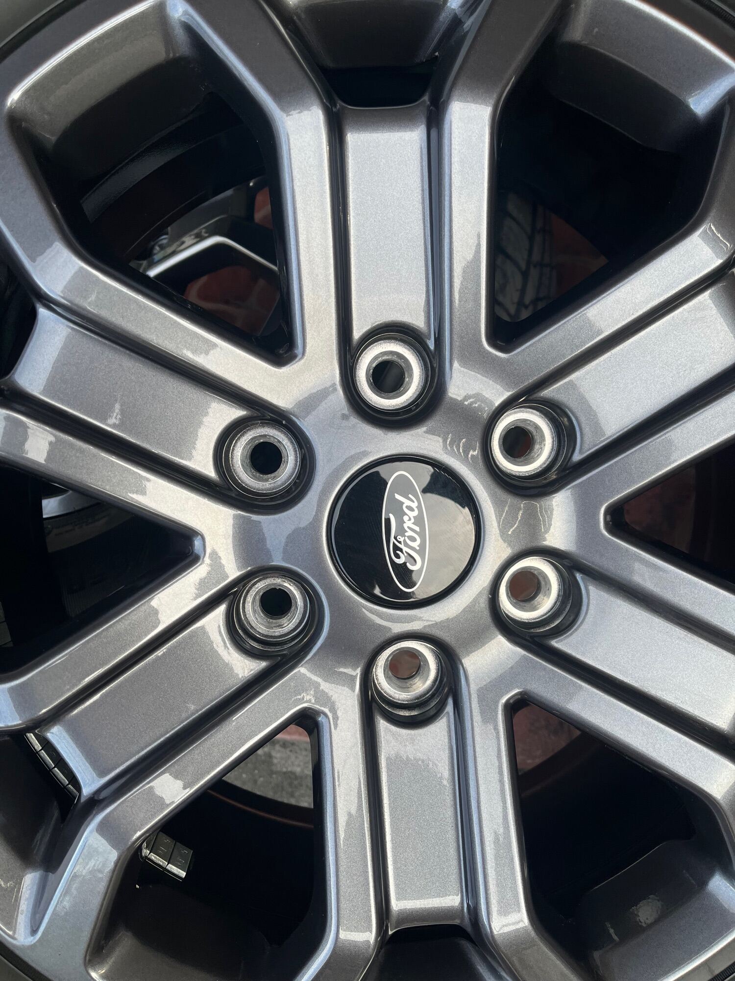 Ford ranger wildtrak 2023 1pc mags with centercap only 18" | Lazada PH