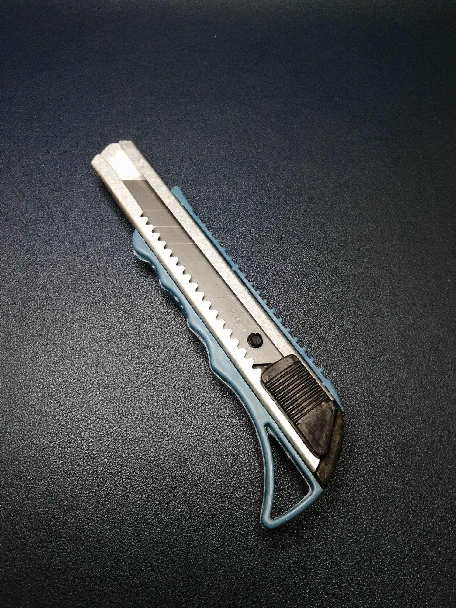 Ordinary Cutter Knife (random Color) price is per piece | Lazada PH