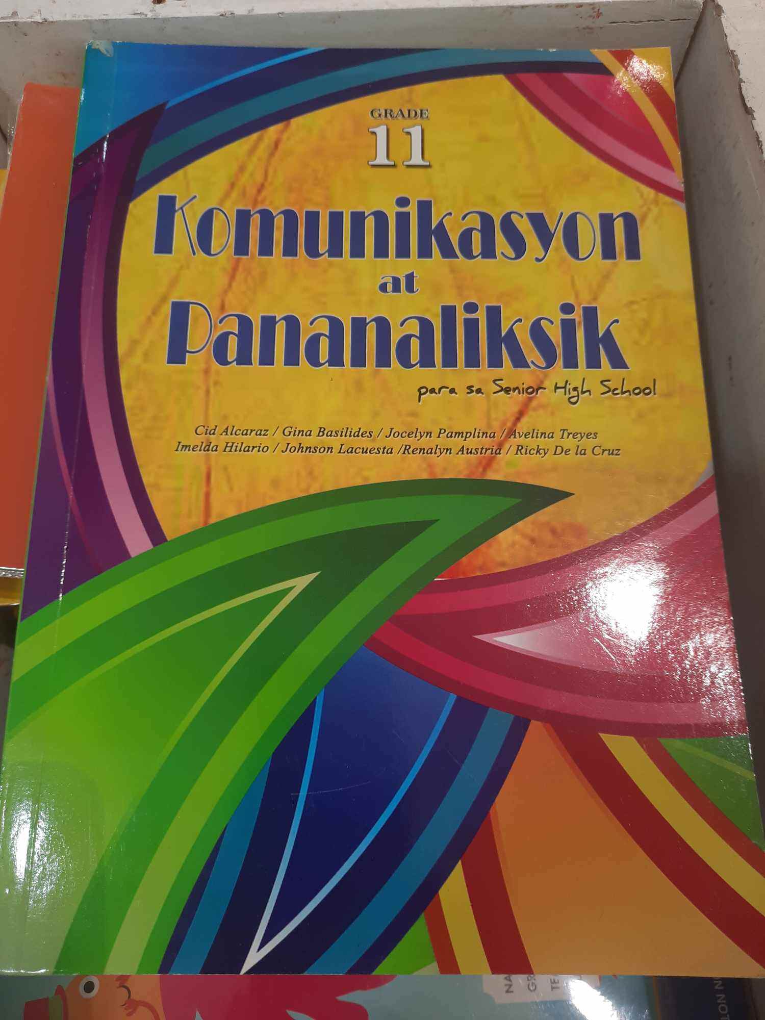 Komunikasyon At Pananaliksik Lazada Ph