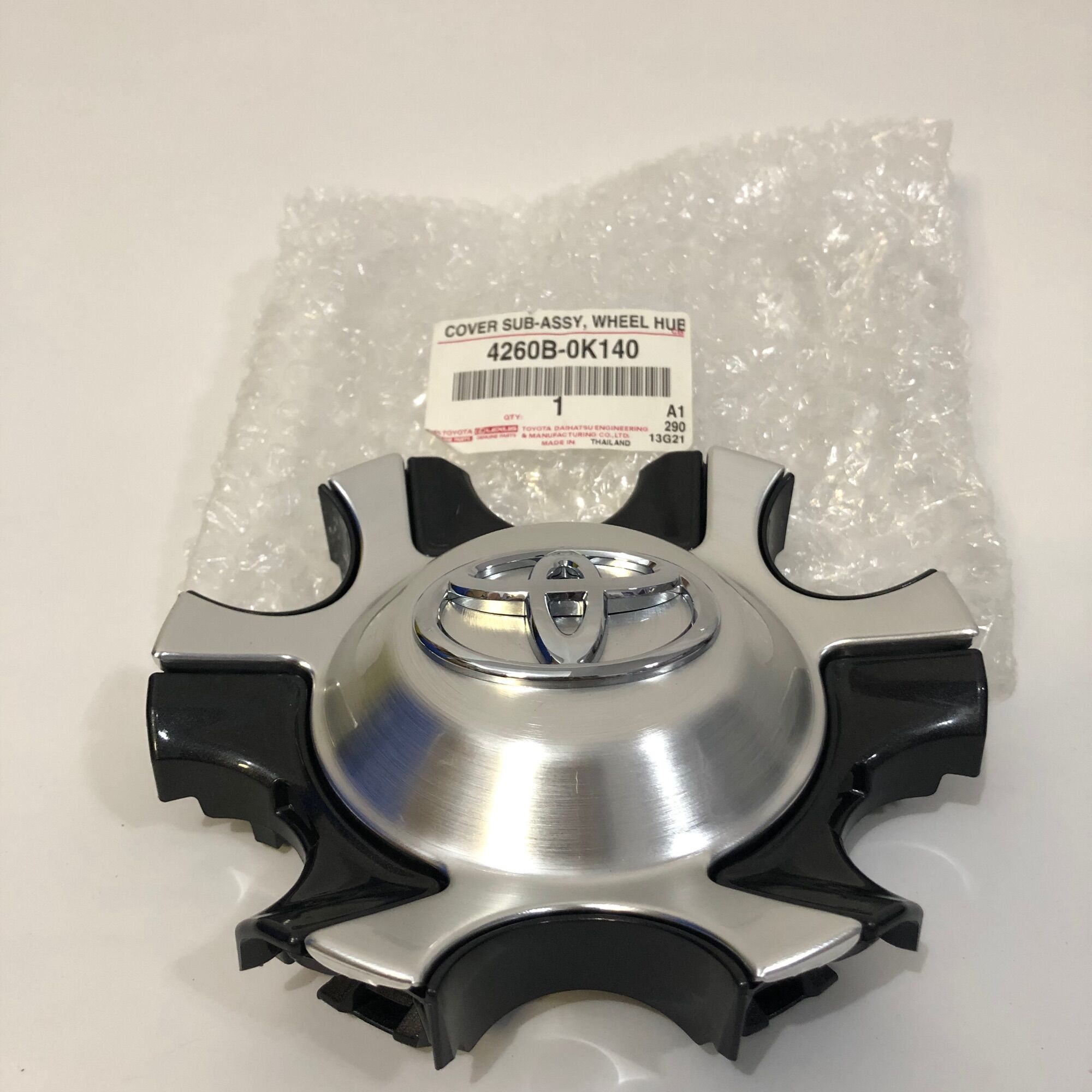 GENUINE TOYOTA WHEEL CAP FOR FORTUNER V/ HILUX CONQUEST 2016-2020 ...