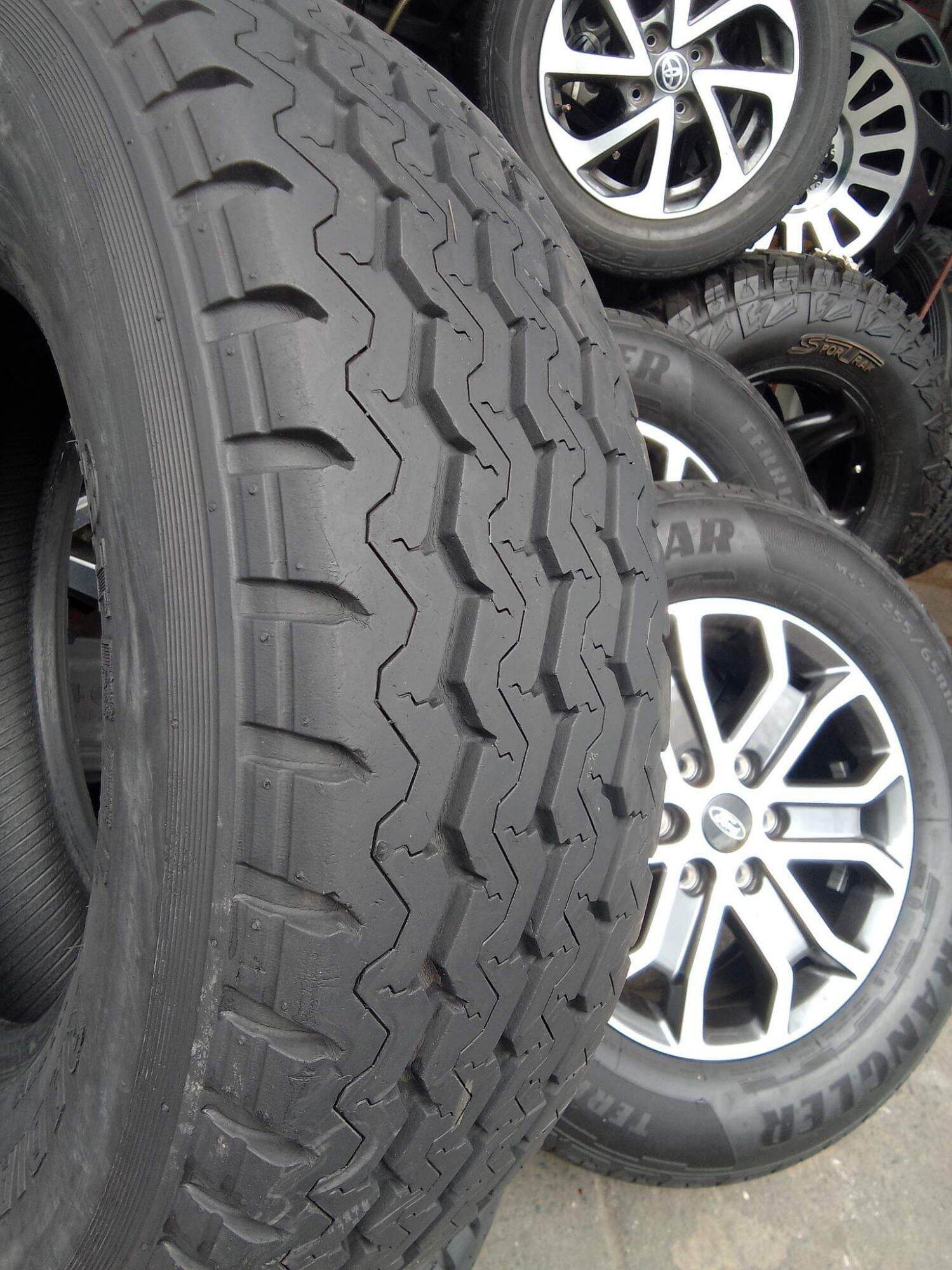 195r14 UE -168 Surplus 2022 | Lazada PH