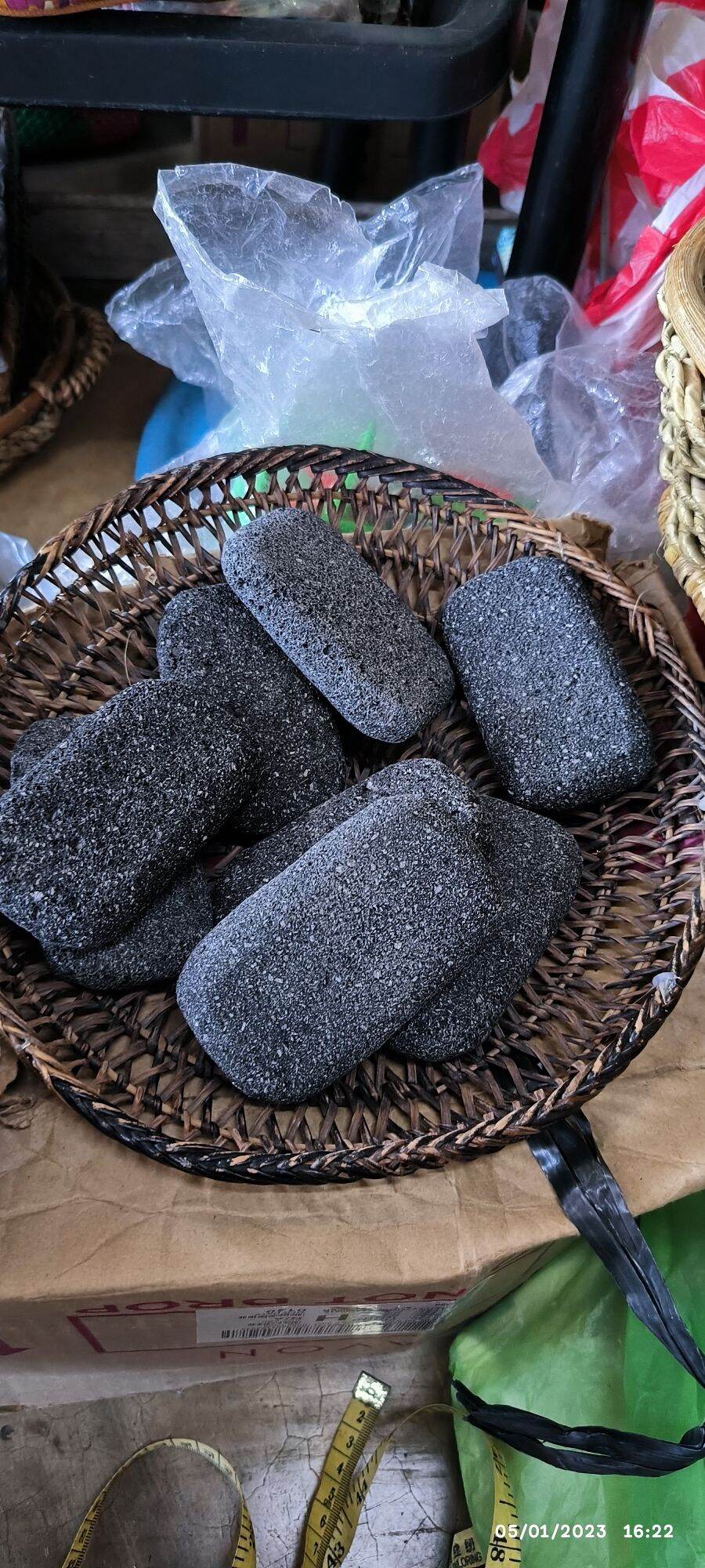 rock body scrub (Mayon volcano stone) | Lazada PH
