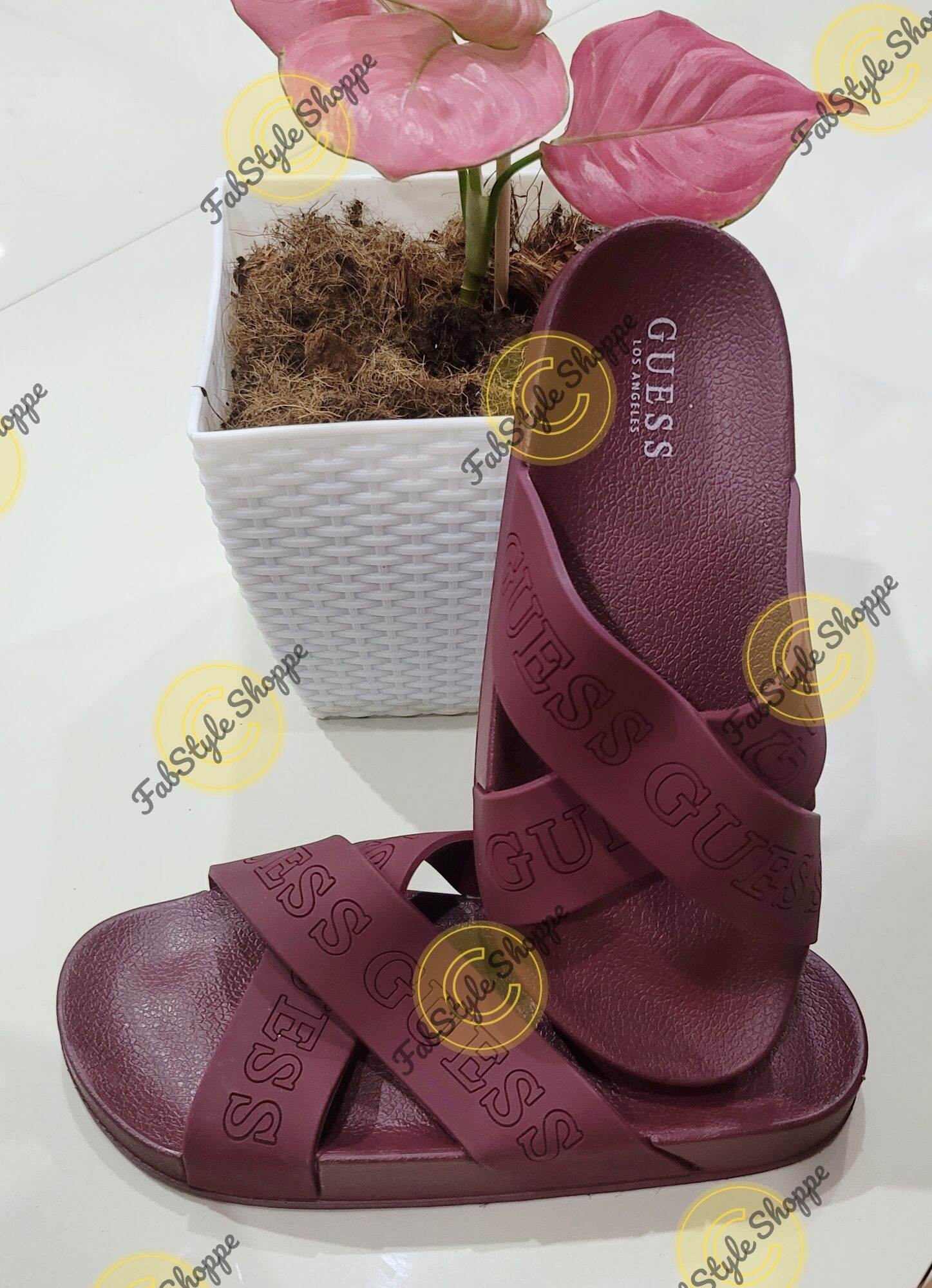 GUESS ALESSIA POOL SLIDES | Lazada PH
