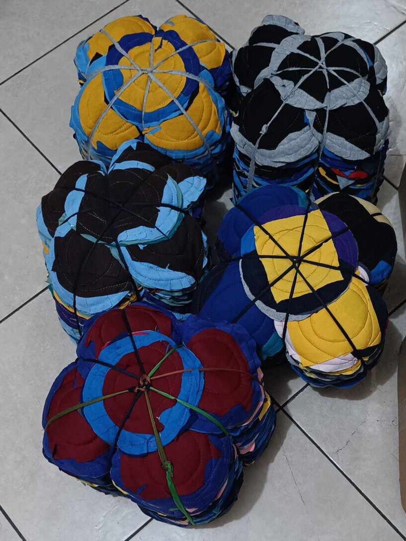 Basahan Bilog 100pcs / Round Rag Multipurpose Rug per piece est 100pcs ...