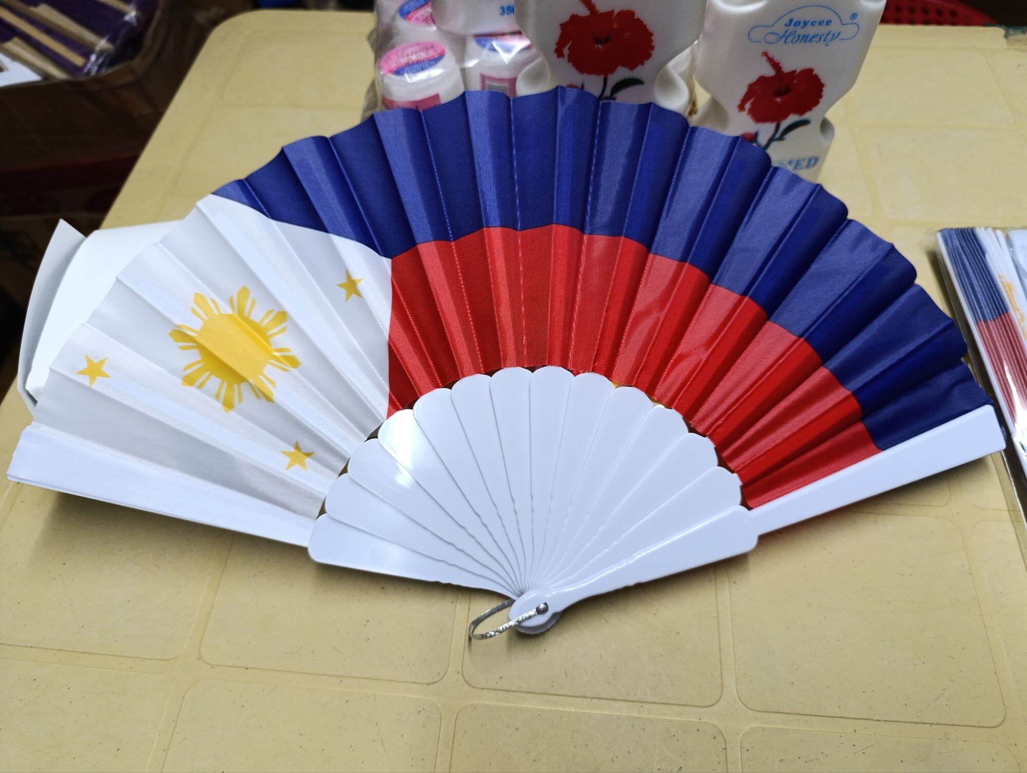 Philippine Souvenir Fan Plastic Handle Pamaypay Abaniko o Pamaypay ...