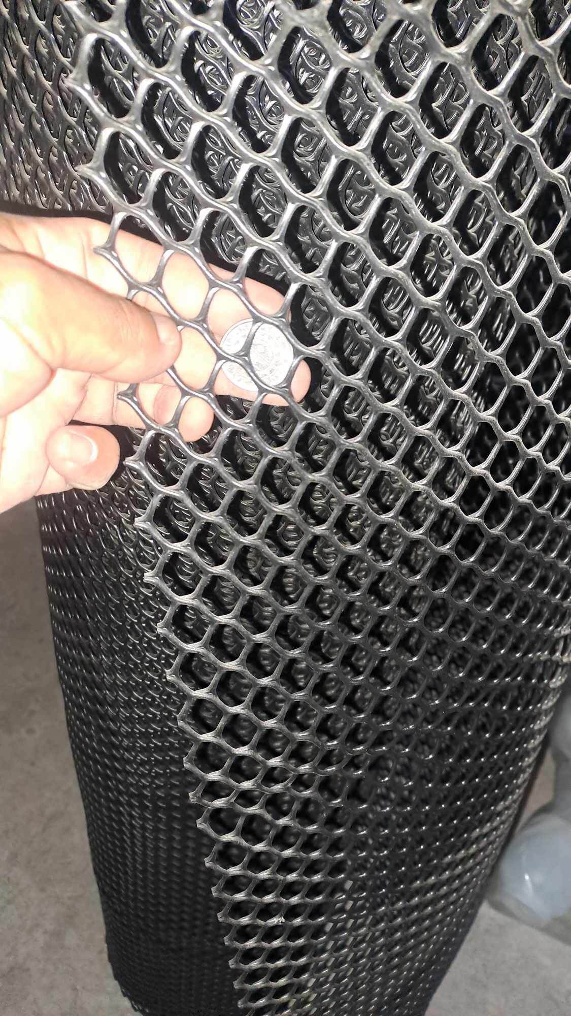 Plastic screen BLACK NET 3/8 inch hole x 3ftheight | Lazada PH