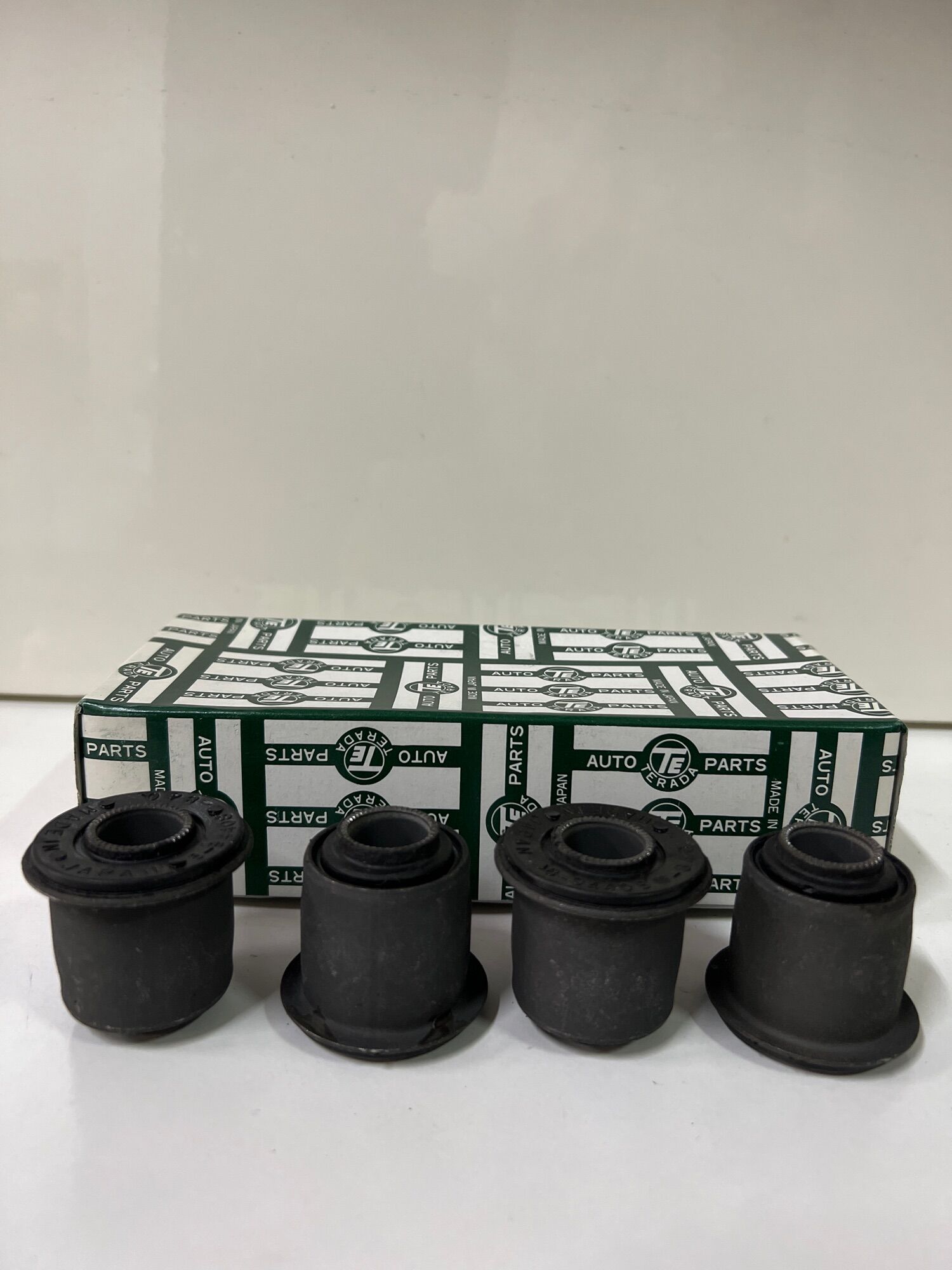 Upper Suspension Arm Bushing for Isuzu Crosswind, DMAX, TFR, Fuego ...