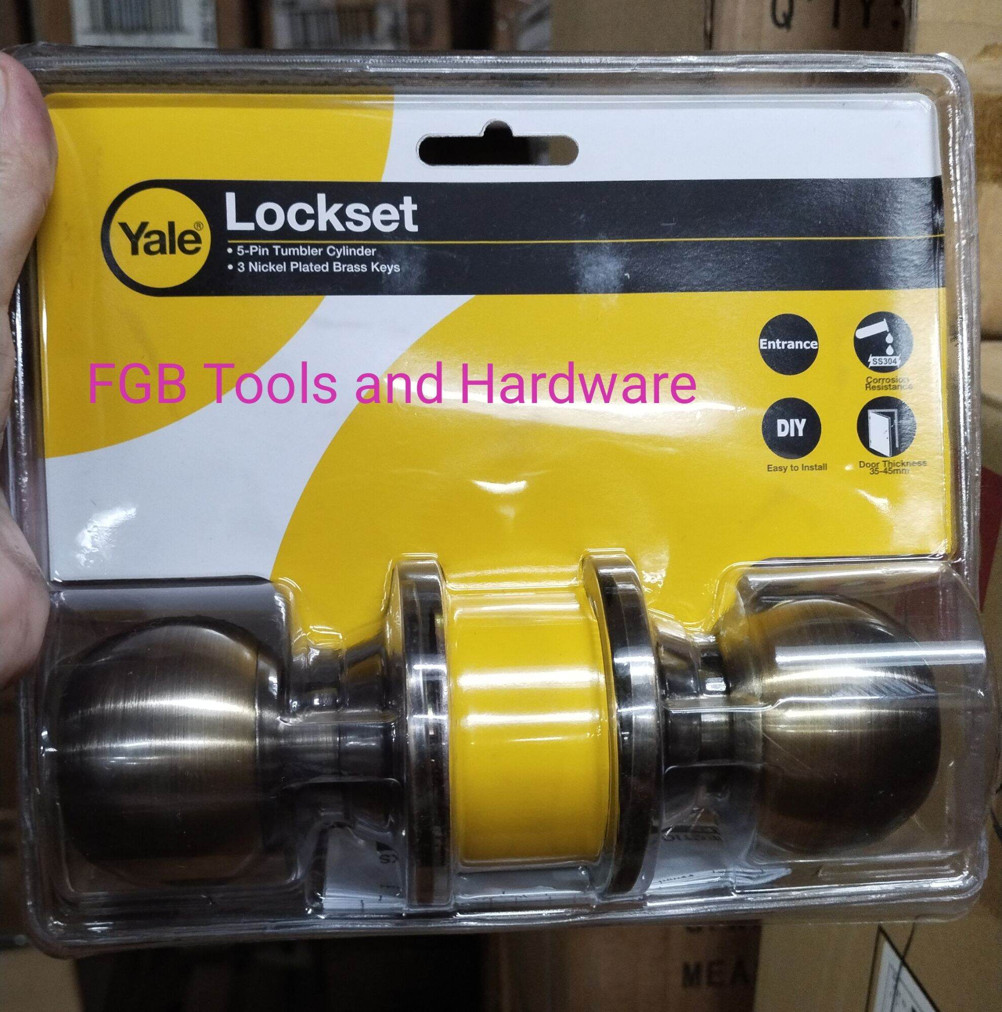 Yale door locks Yale entrance lockset with 3 keys VCA5127 US32D ...