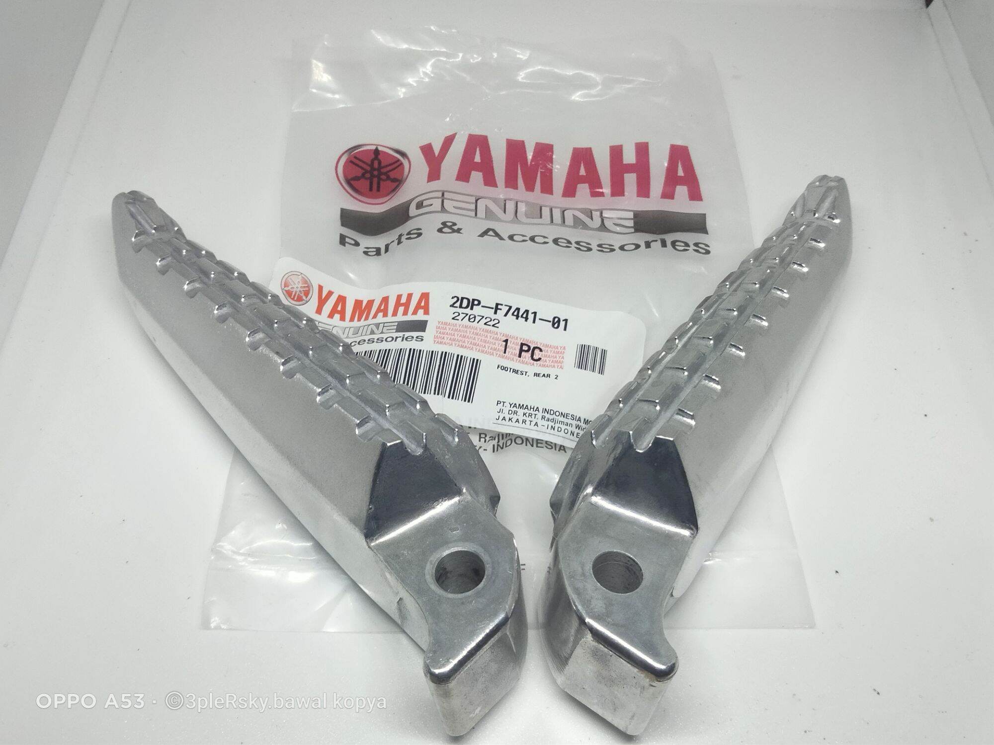 NMAX V1,V2 FOOTREST (ORIGINAL YAMAHA) | Lazada PH