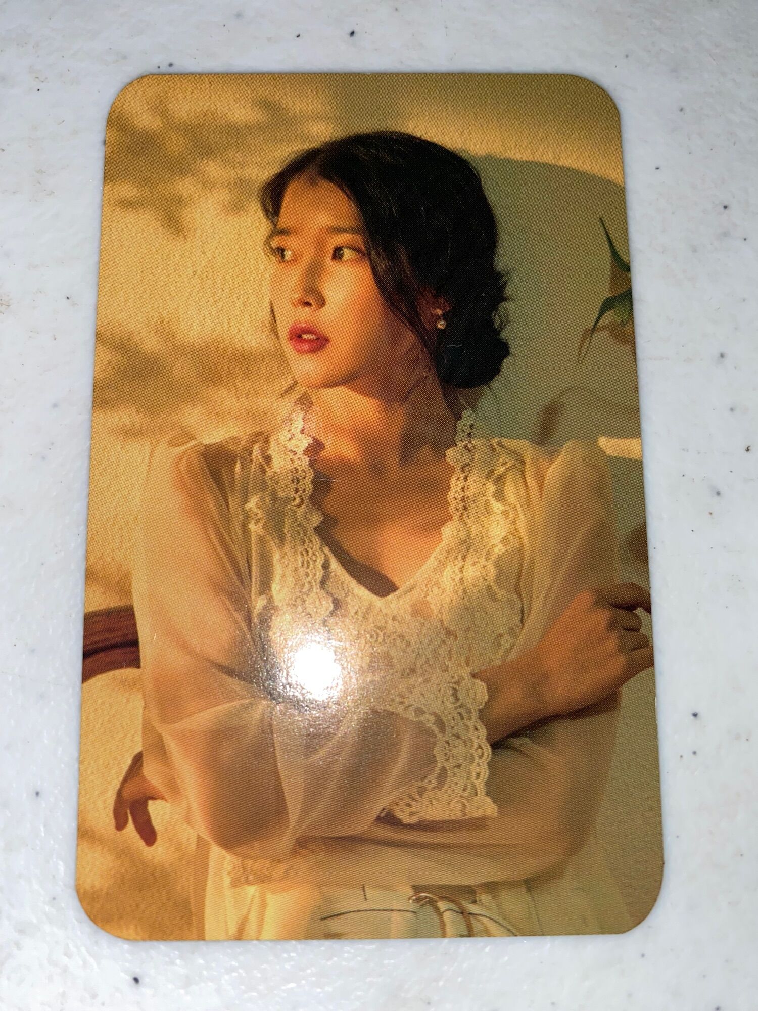 OFFICIAL IU PHOTOCARD IU 13TH MD PHOTOCARD IU SEASON’S GREETINGS ...