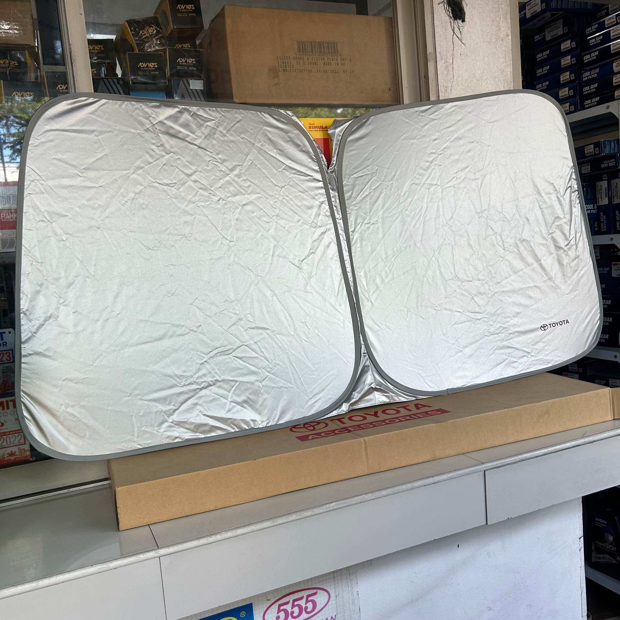 GENUINE/ORIGINAL TOYOTA SUNSHADE FOR HILUX/FORTUNER (PC234-0K001 ...