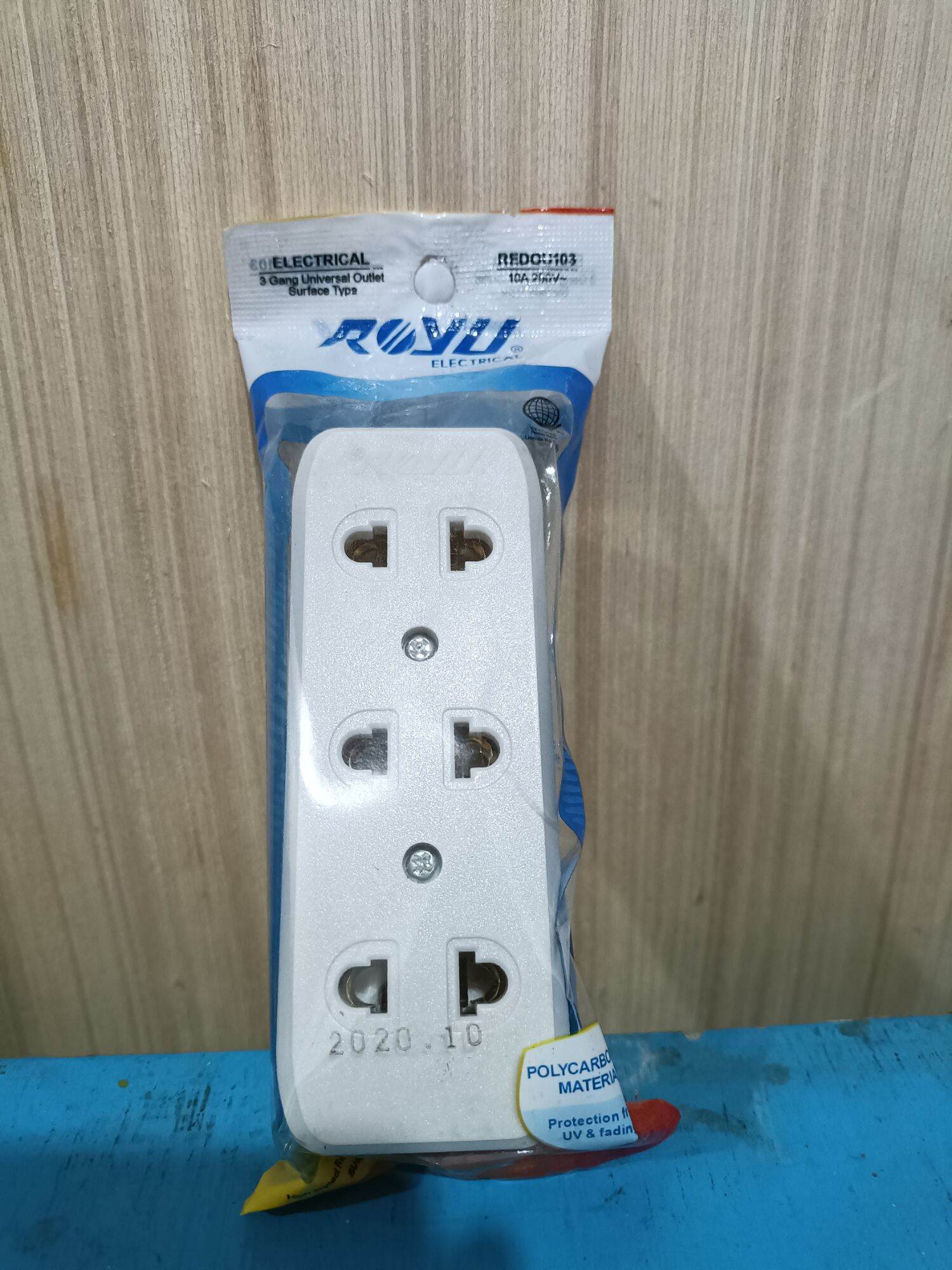 Universal Outlet Surface Type 3 Gang | Lazada PH