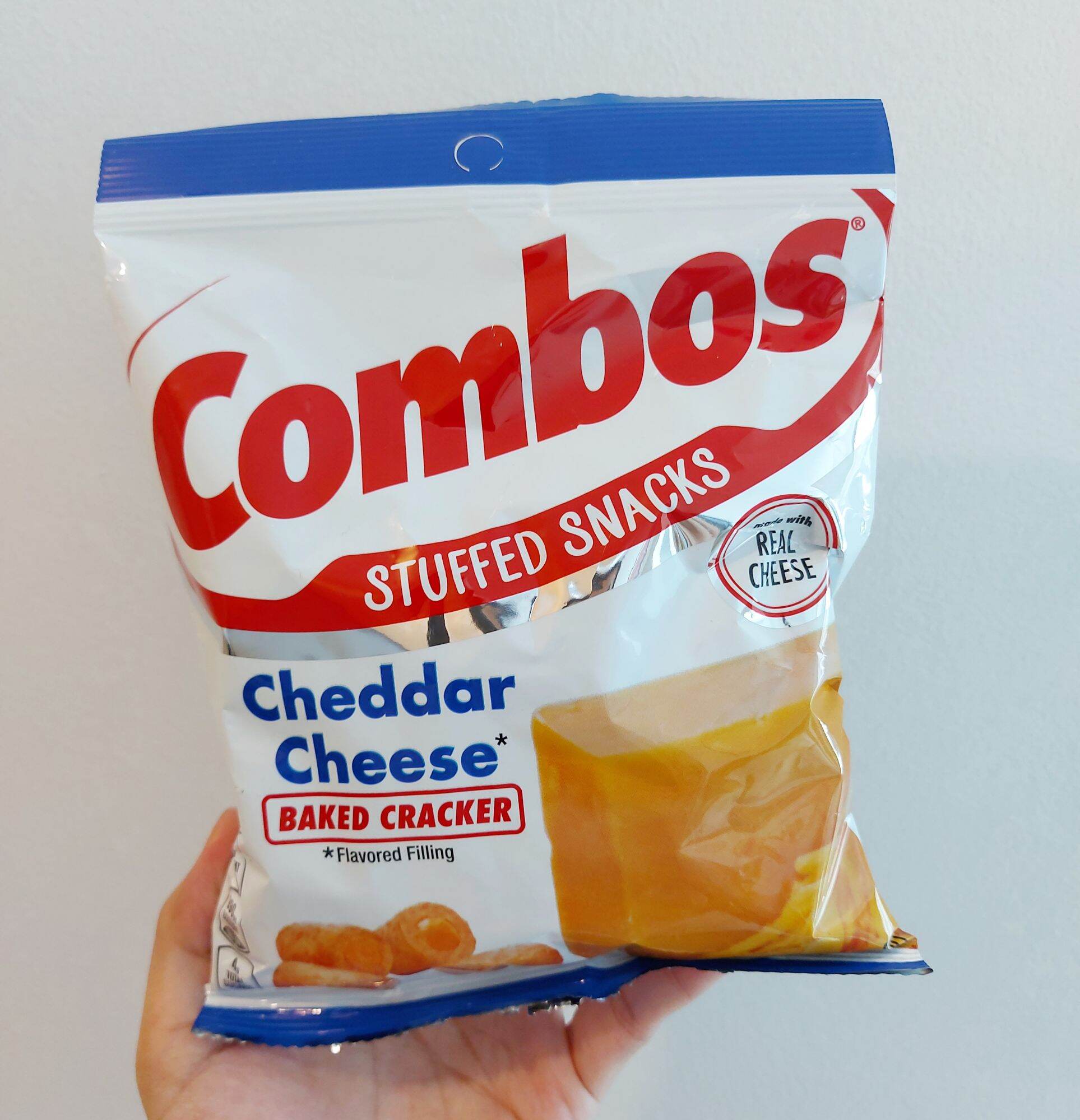 Combos Cheddar Cheese Baked Cracker 178.6g | Lazada PH