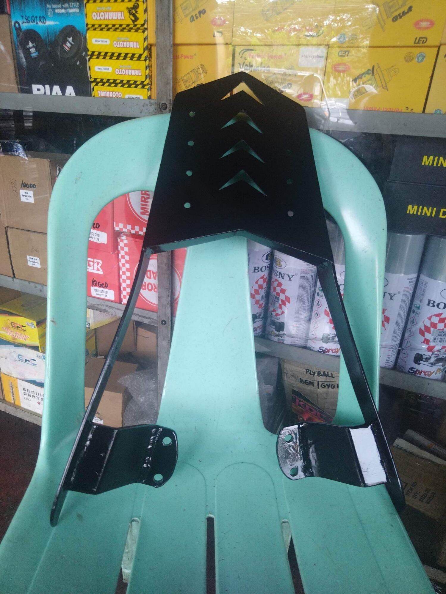 MIO GRAVIS TOP BOX BRACKET | Lazada PH