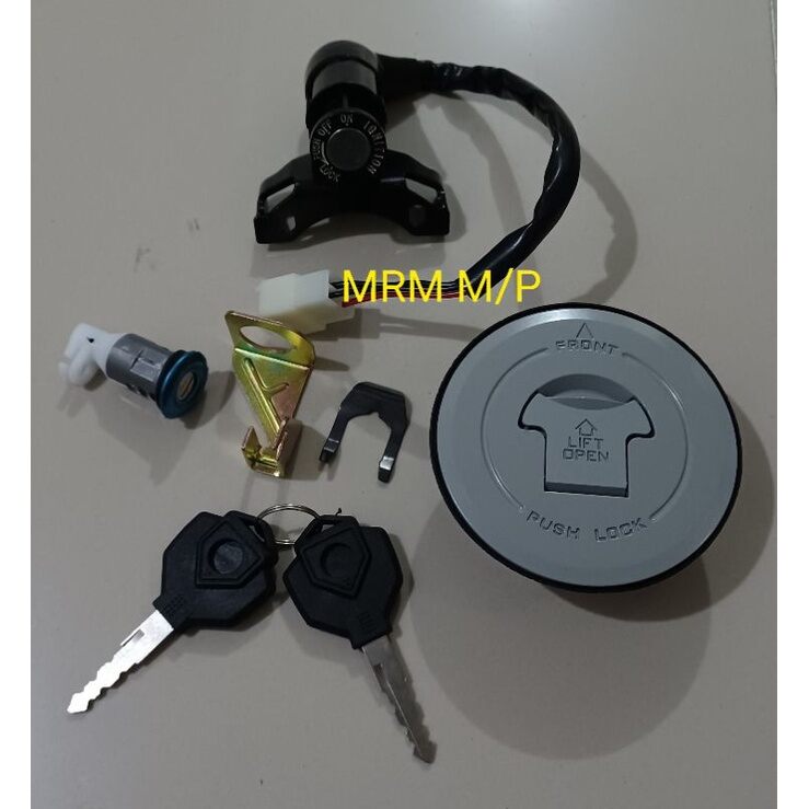 IGNITION SWITCH SET WITH TANK CAP / KEY SET RUSI SSX200 / GAMMA200 ...
