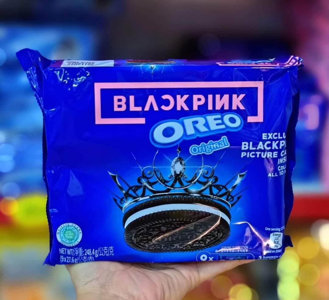 Oreo cookies blank pink Oreo / wafer roll / mini Oreo / choco coated ...